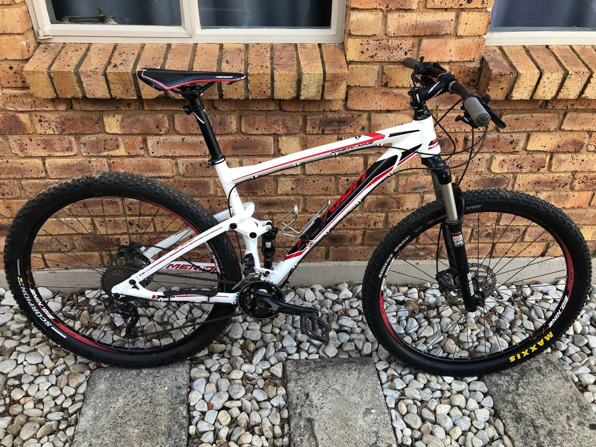 Merida Big Ninety nine (L) 29 | Dual Suspension Mountain Bikes | Bike Hub