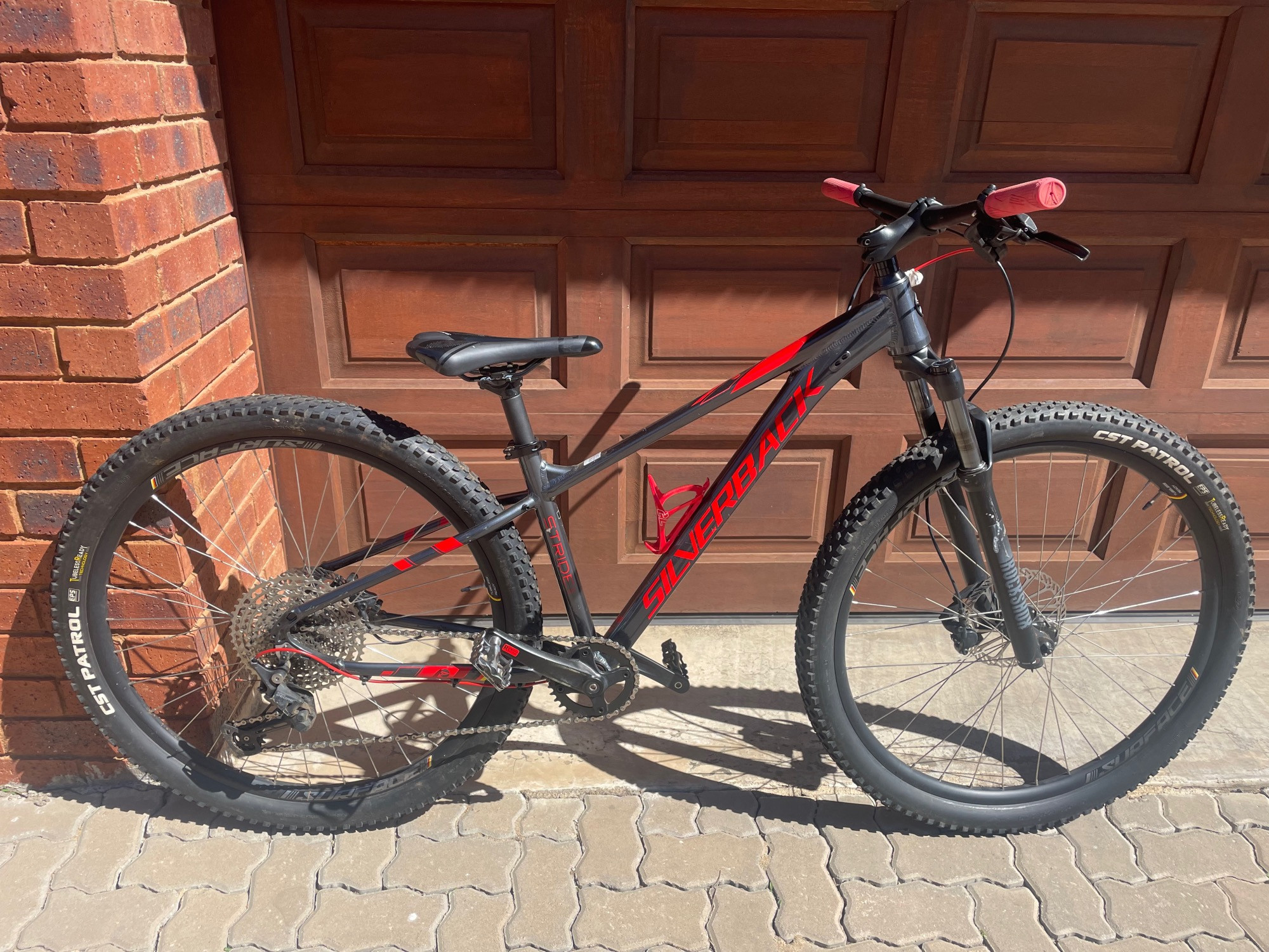 Silverback Stride Elite | Hardtail Mountain Bikes | Bike Hub