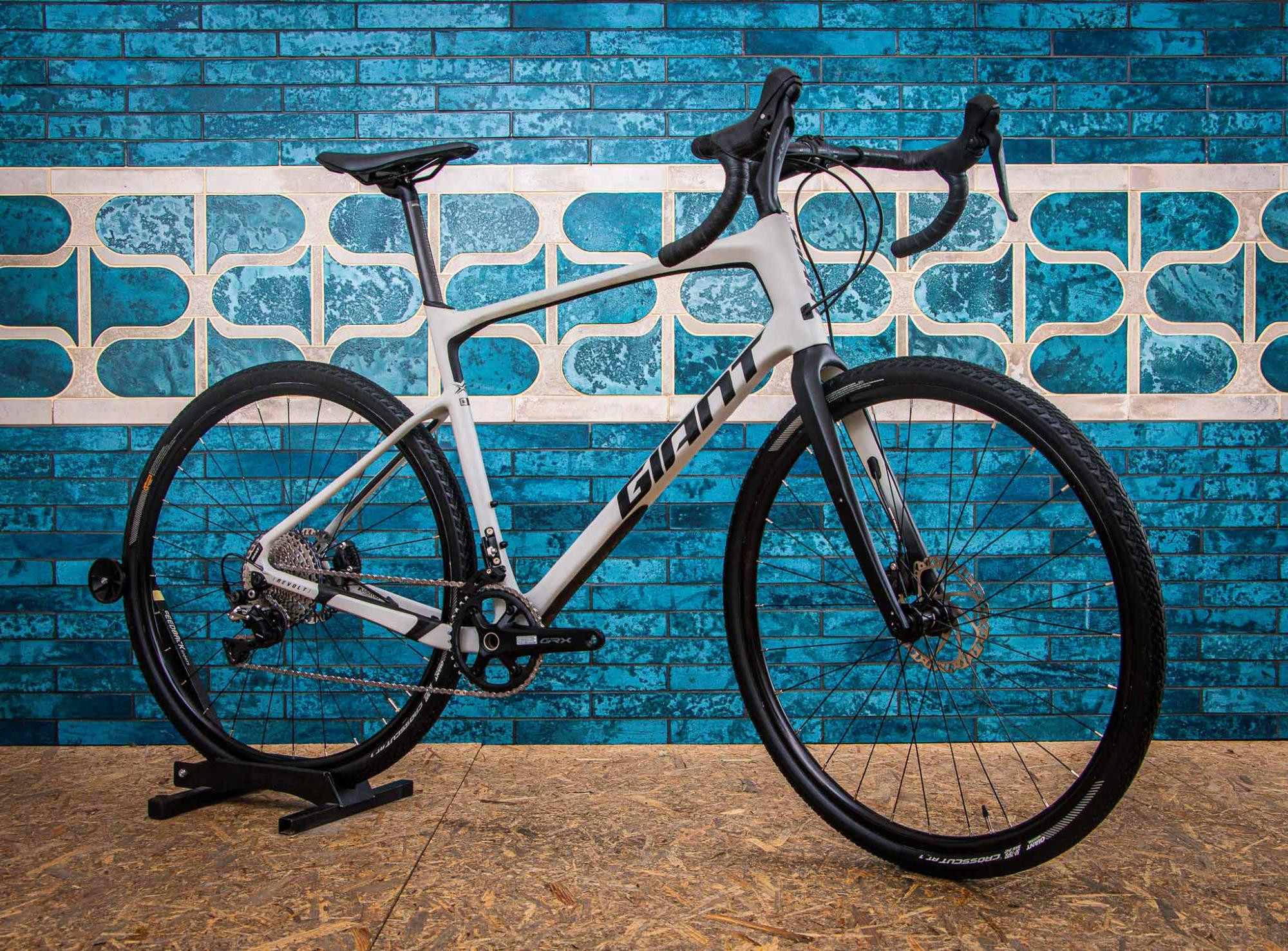 Pre-Owned Giant Revolt Advanced 1 (XL) BM7659 | Gravel Bikes | Bike Hub