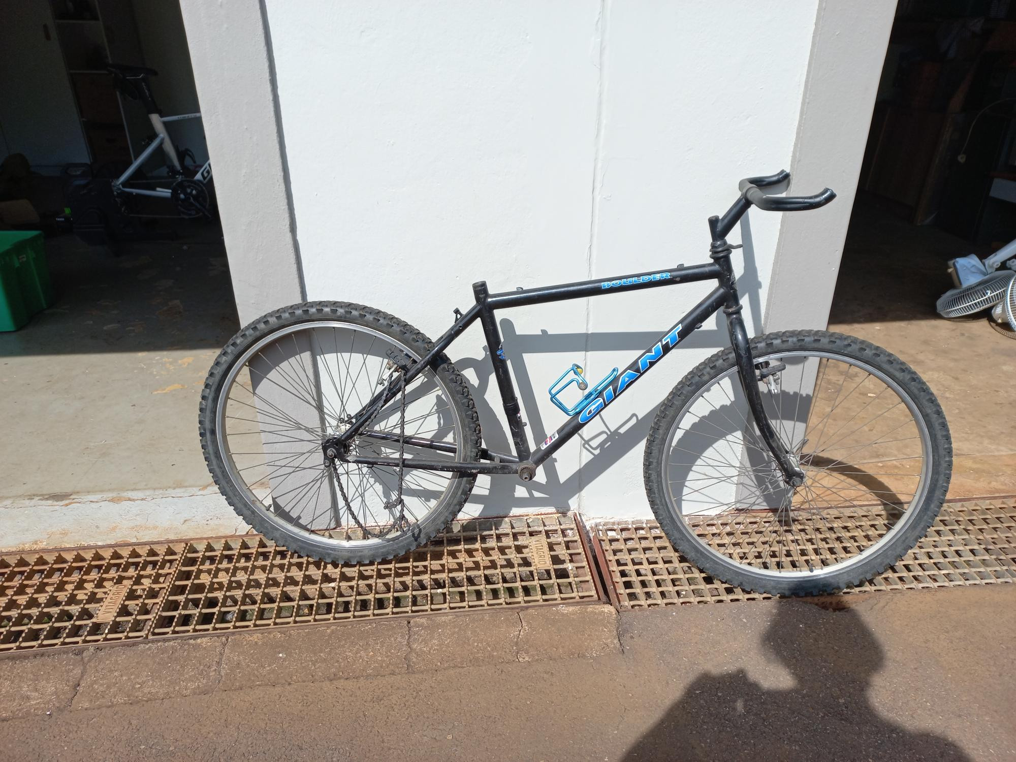 Full rigid Giant bolder rolling frameset | Single Speed Bikes | Bike Hub