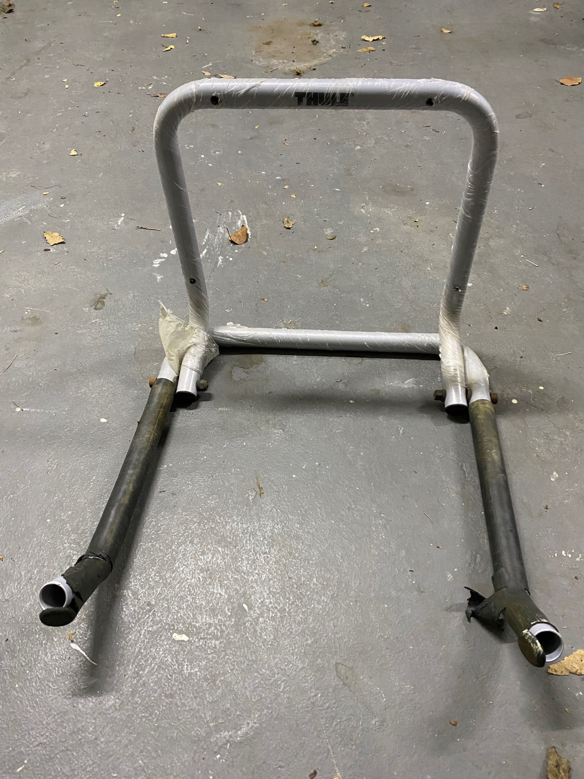 Thule wall hanger | Bike Hub