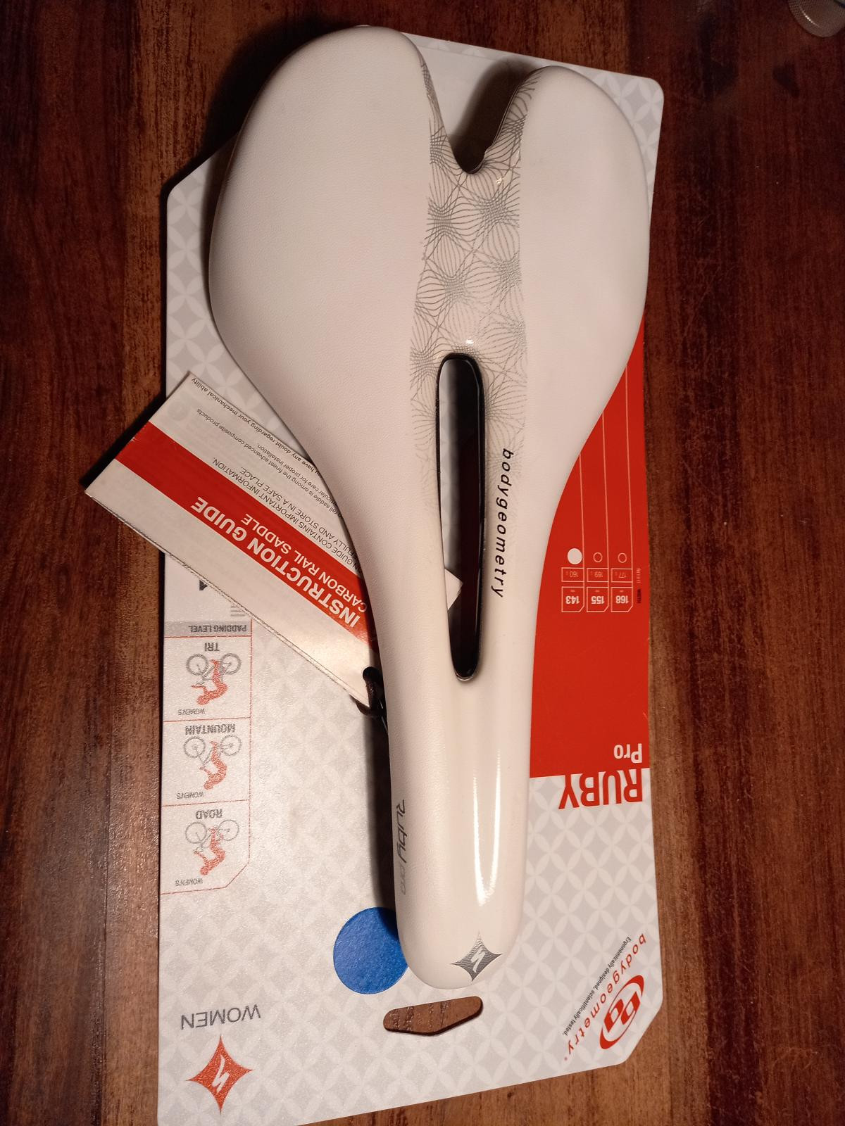Specialized Bodygeometry Ruby Pro | Saddles | Bike Hub