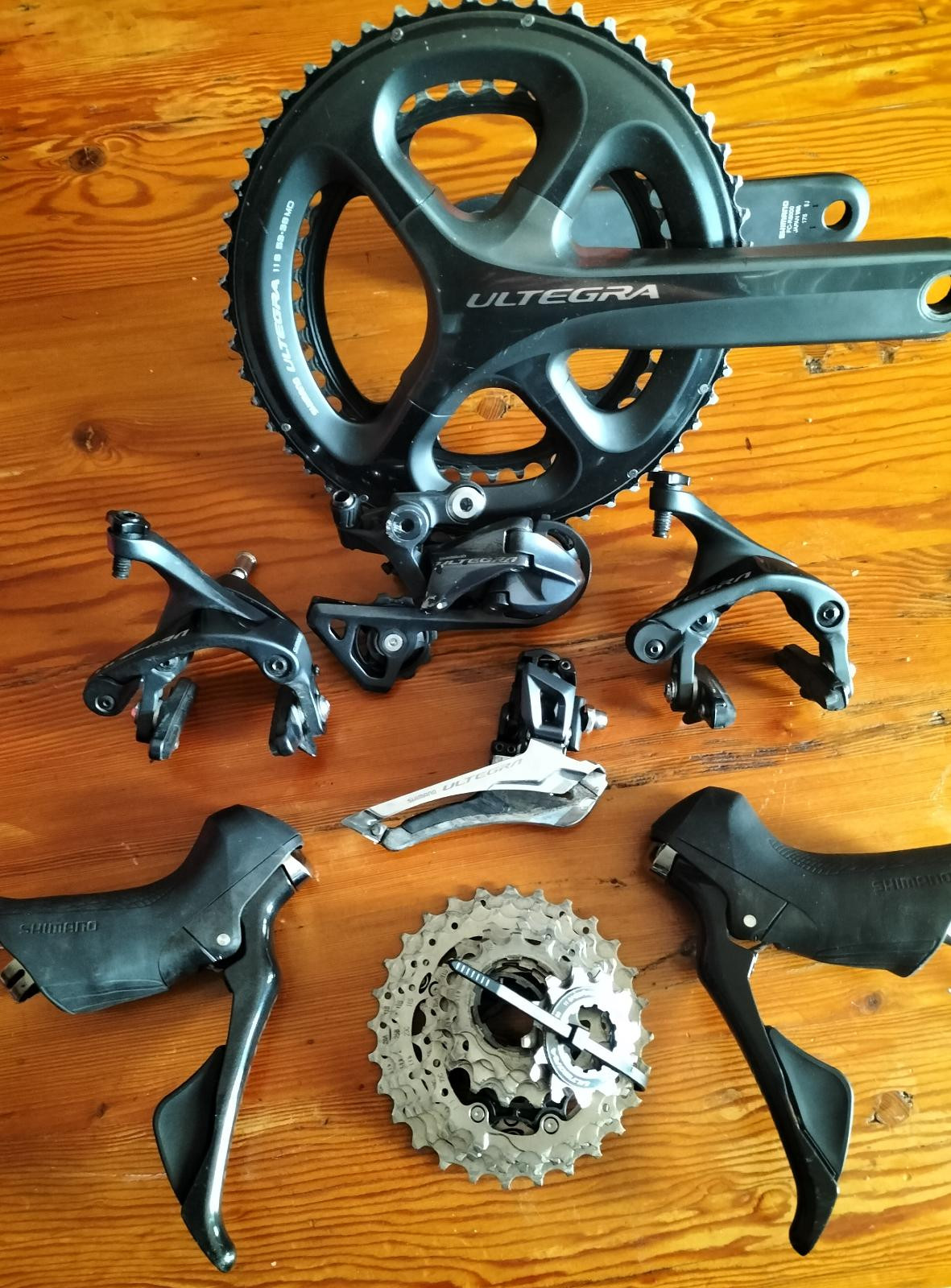 Shimano Ultegra R8000 | Complete Groupsets | Bike Hub