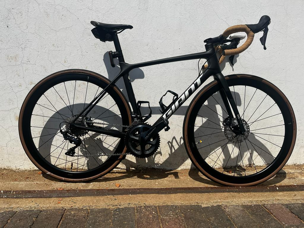 Giant TCR Advanced Pro Team Disc 2021 | Road Bikes | Bike Hub