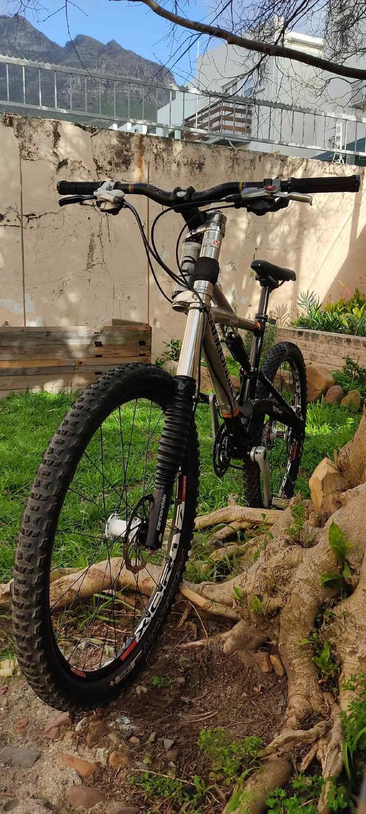 Cannondale Prophet 140mm | Dual Suspension Mountain Bikes | Bike Hub