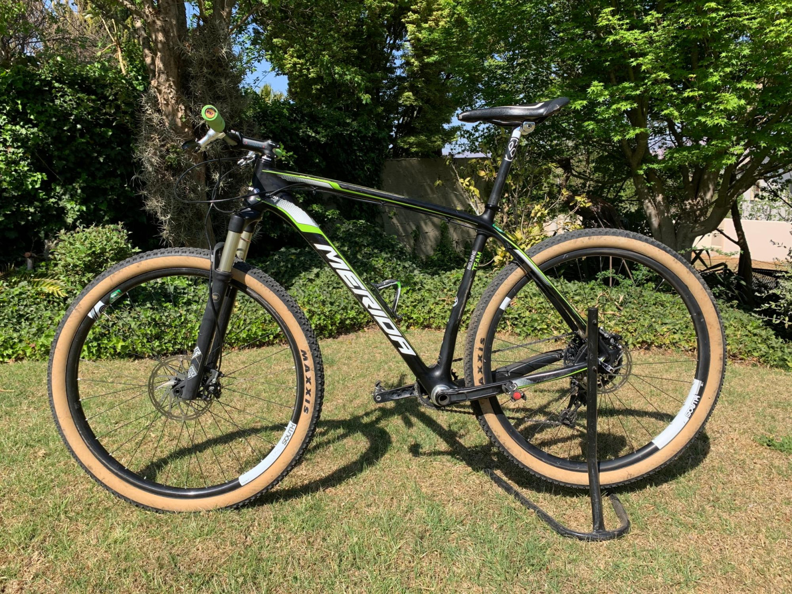 Carbon Merida Big Nine Team | Hardtail Mountain Bikes | Bike Hub