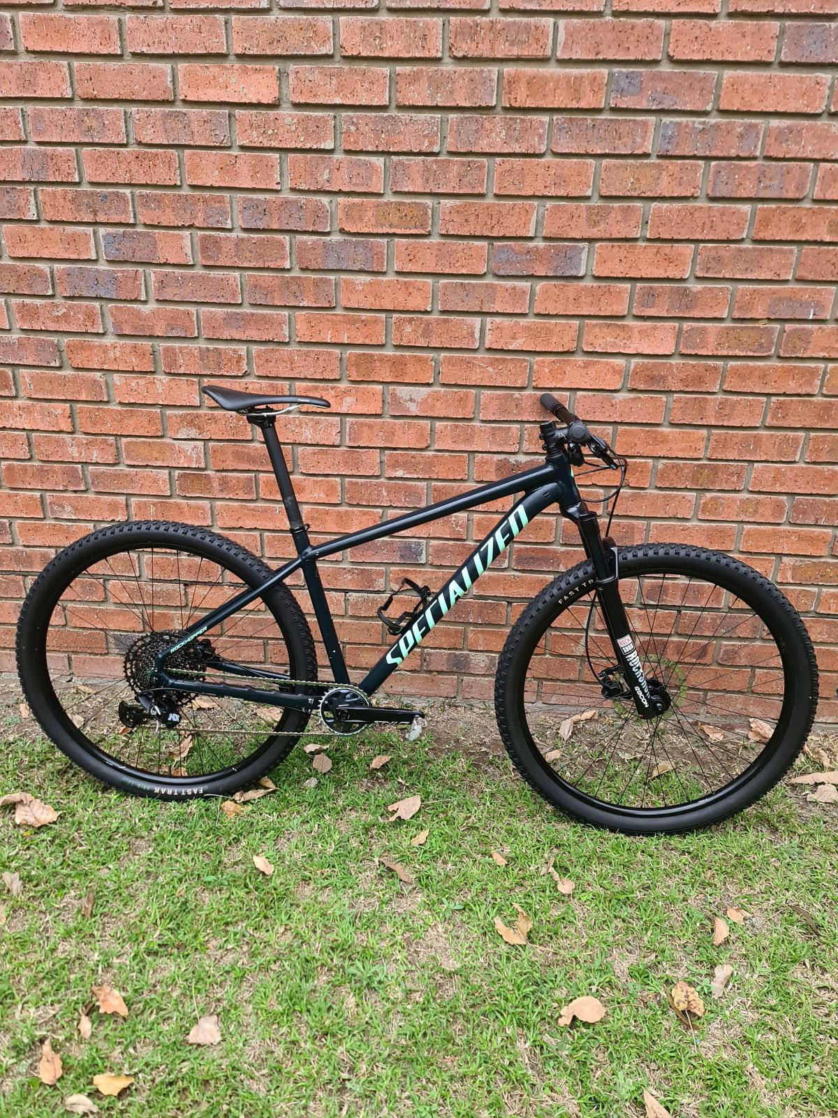 Specialized rockhoper 29er | Hardtail Mountain Bikes | Bike Hub