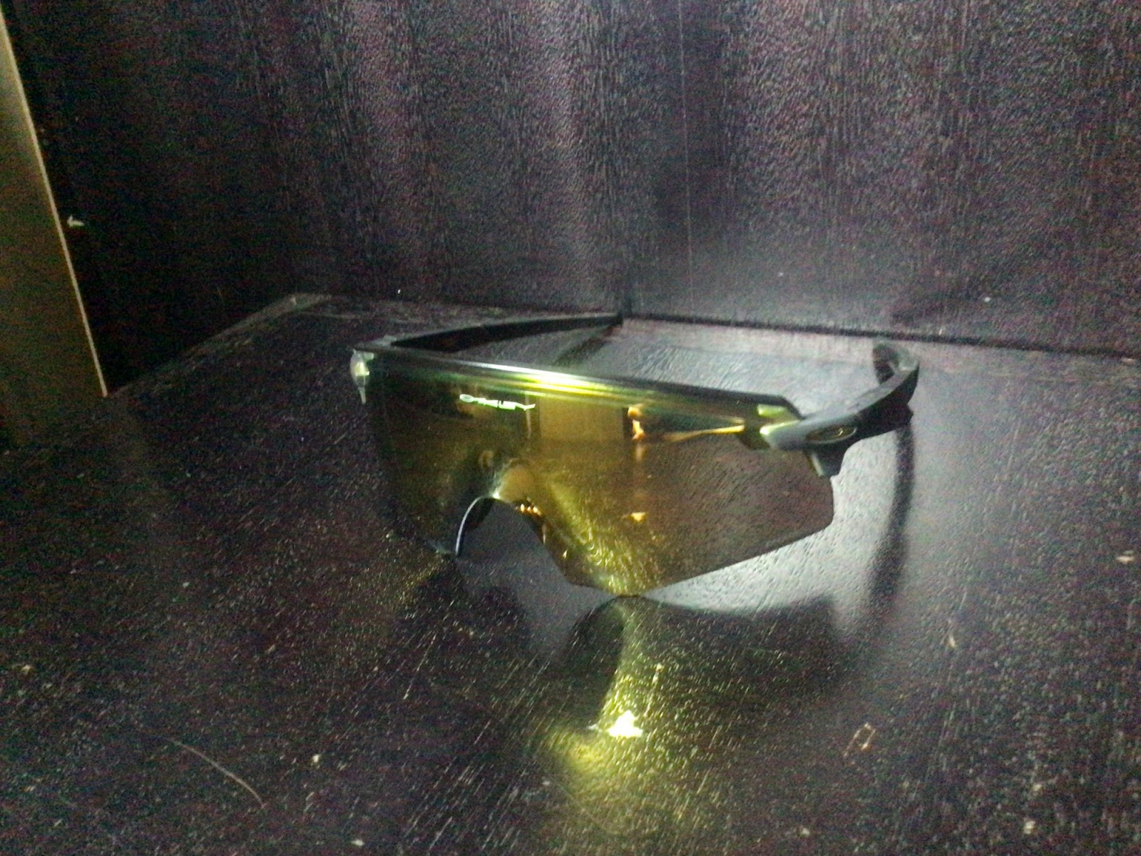 Oakley Encoder gold | Eyewear | Bike Hub