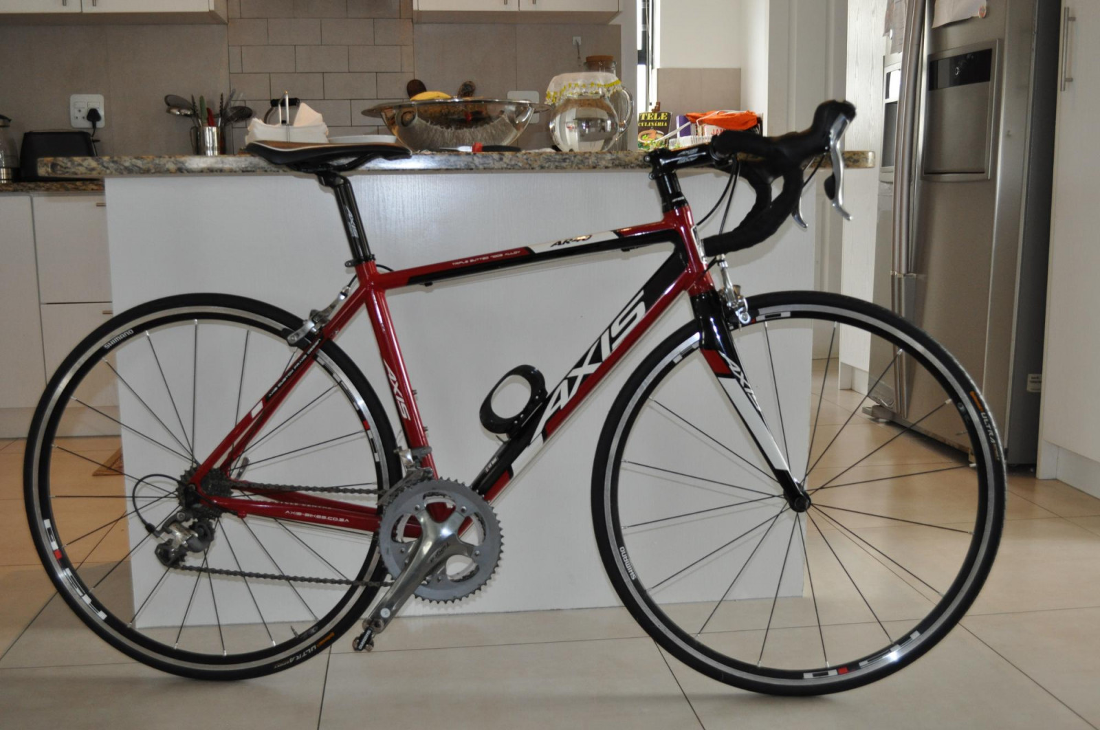 BRAND NEW AXIS ROAD BIKE FOR SALE | Road Bikes | Bike Hub