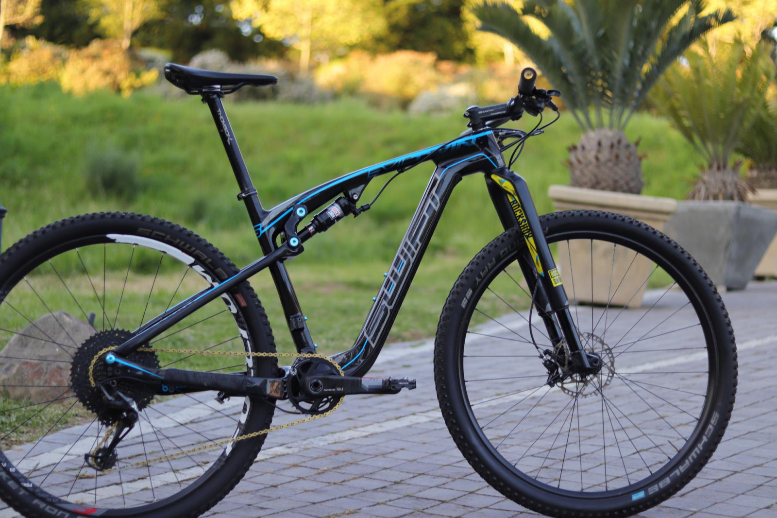 (M) Swift E-twin XC Carbon Dual suspension. | Dual Suspension Mountain ...