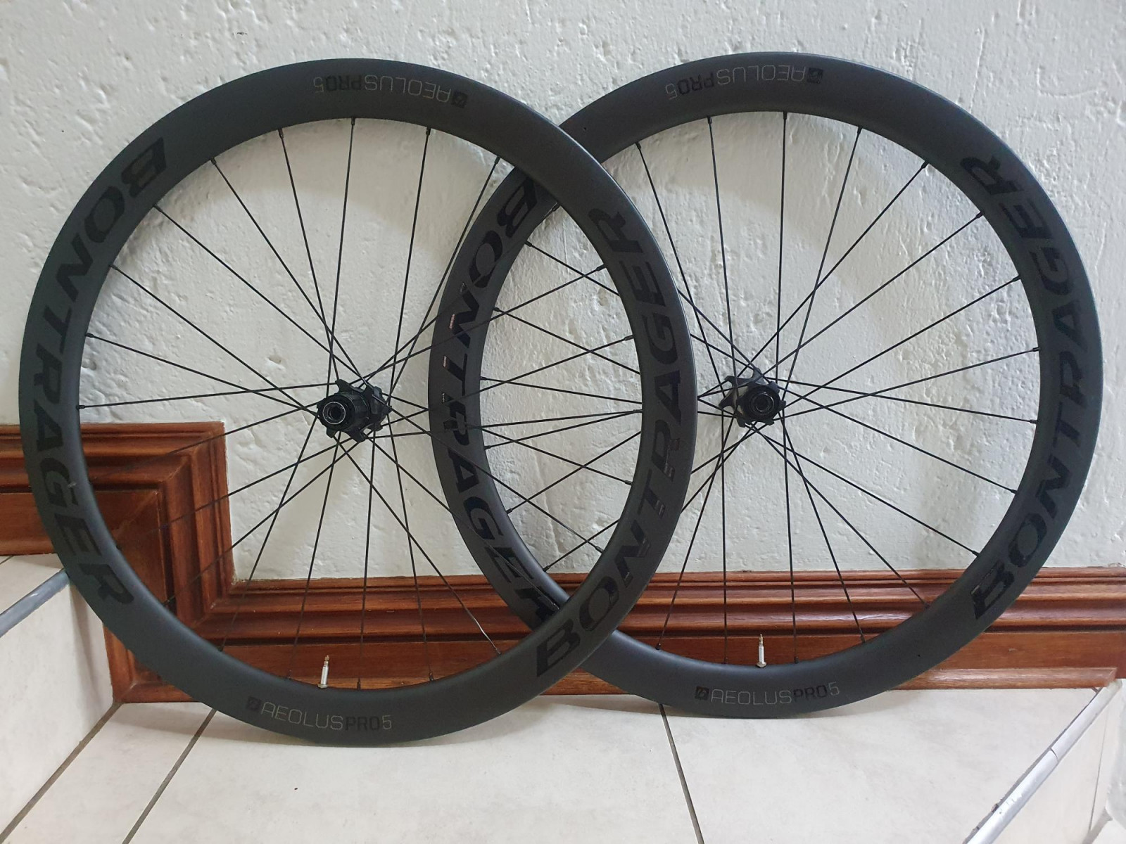 Bontrager Aeolus Pro 5 TLR Disc | Road Bike Wheels | Bike Hub