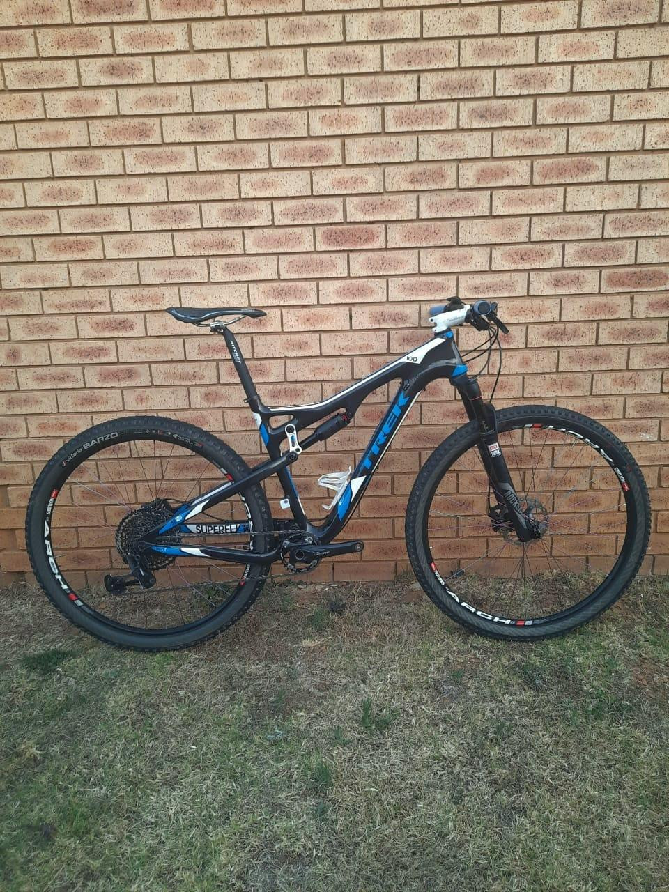 Trek Superfly 100 Carbon (Large) | Dual Suspension Mountain Bikes ...