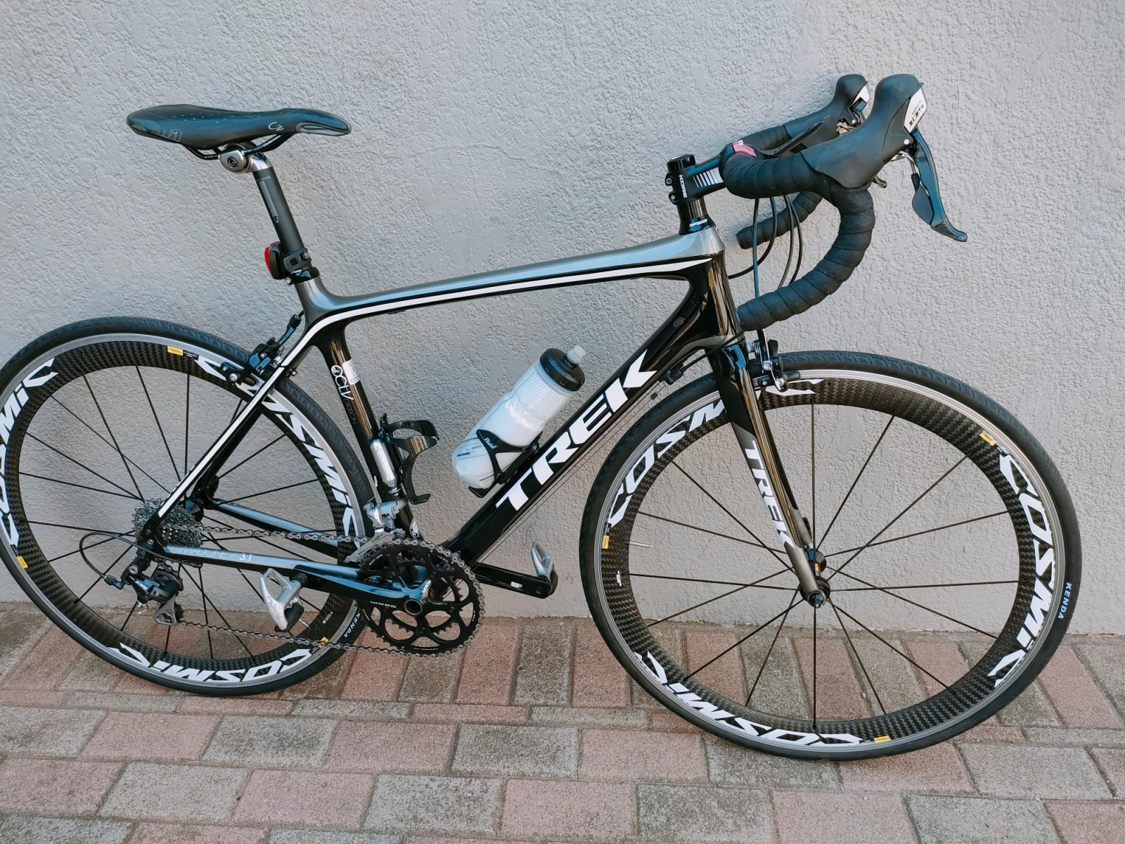 Madone 3.1 | Road Bikes | Bike Hub