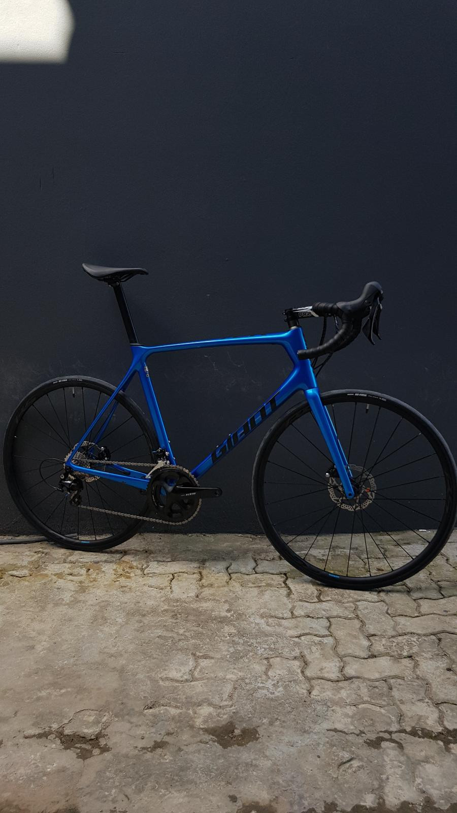 NEW/DEMO Giant TCR ADV 2 (58cm XL) Read ad!! | Road Bikes | Bike Hub