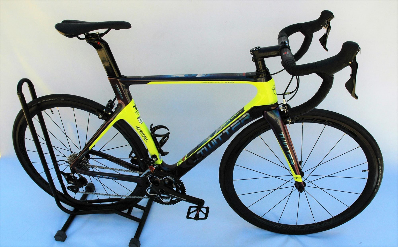 Twitter T10 Pro. Carbon. 52cm. Black/Yellow | Road Bikes | Bike Hub