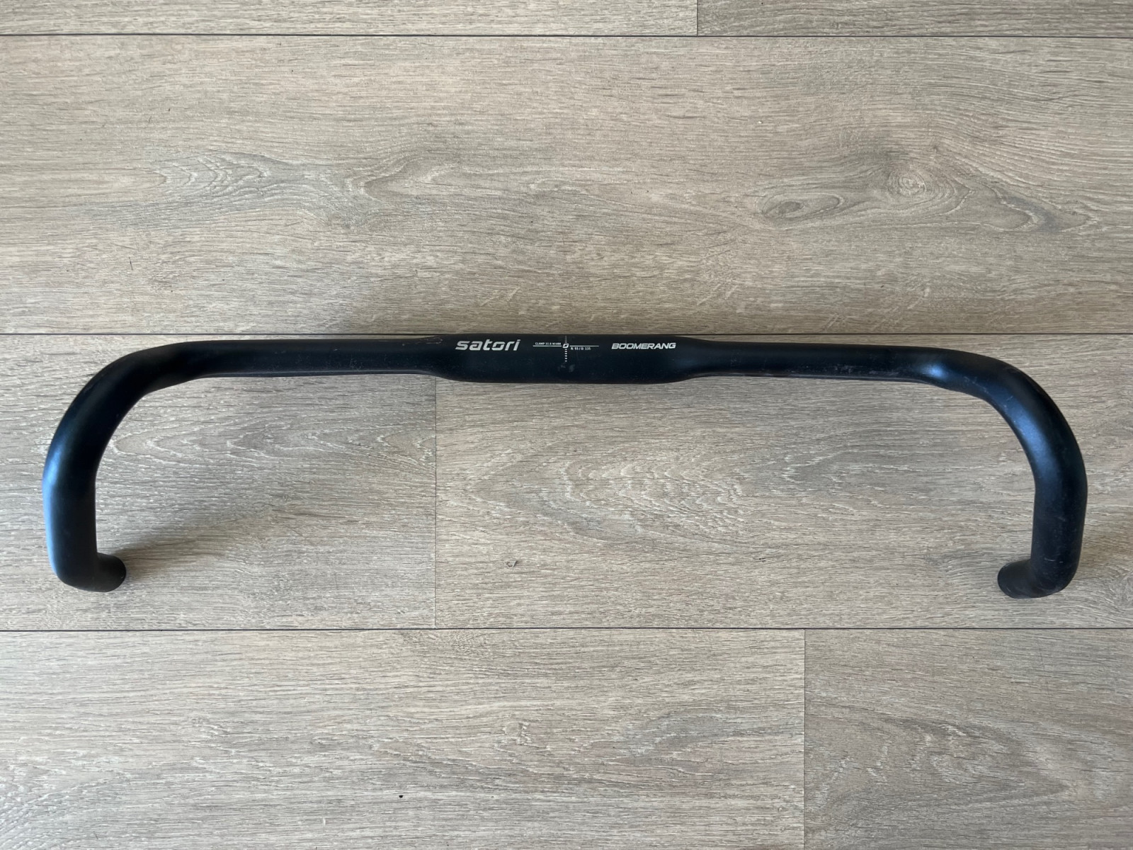 Satori Boomerang 480mm width | Handlebars | Bike Hub