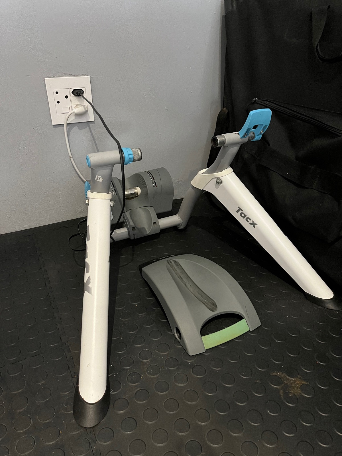 Tacx Vortex Smart | Indoor Trainers & Accessories | Bike Hub