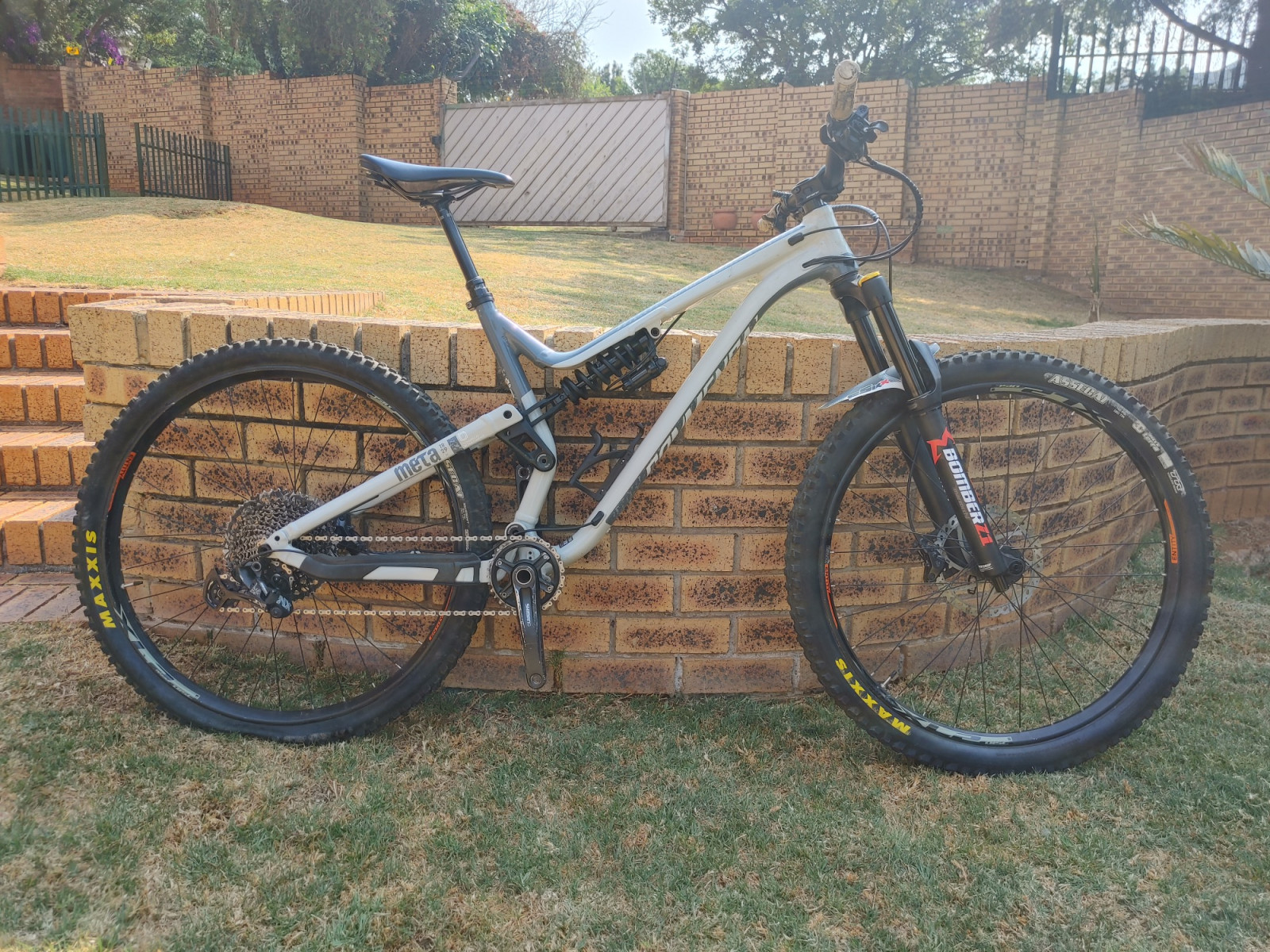 Commencal Meta TR Race 2020 - 29 - 150mm - XL | Dual Suspension ...