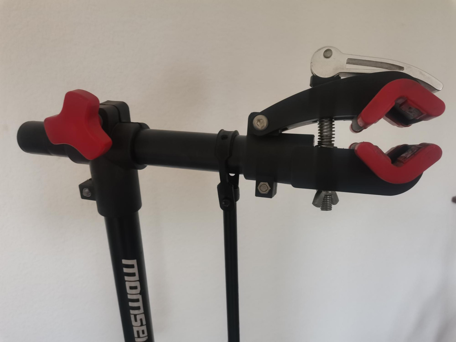 Momsen bike stand | Bike Racks | Bike Hub Momsen bike stand | Bike Racks | Bike Hub