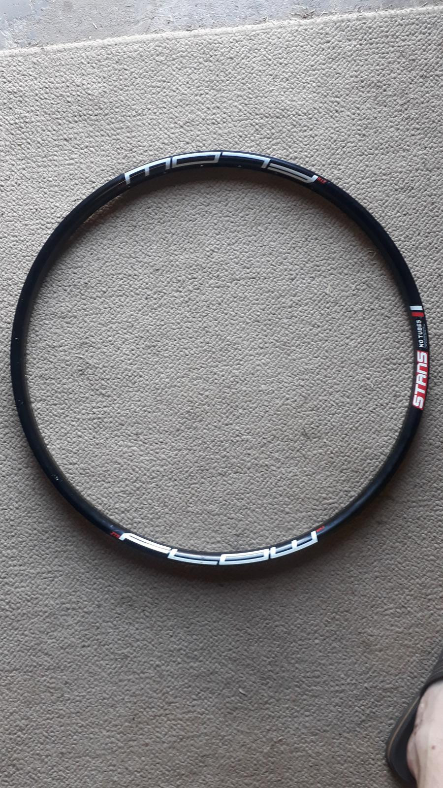 Stans Flow | Mountain Bike Rims | Bike Hub