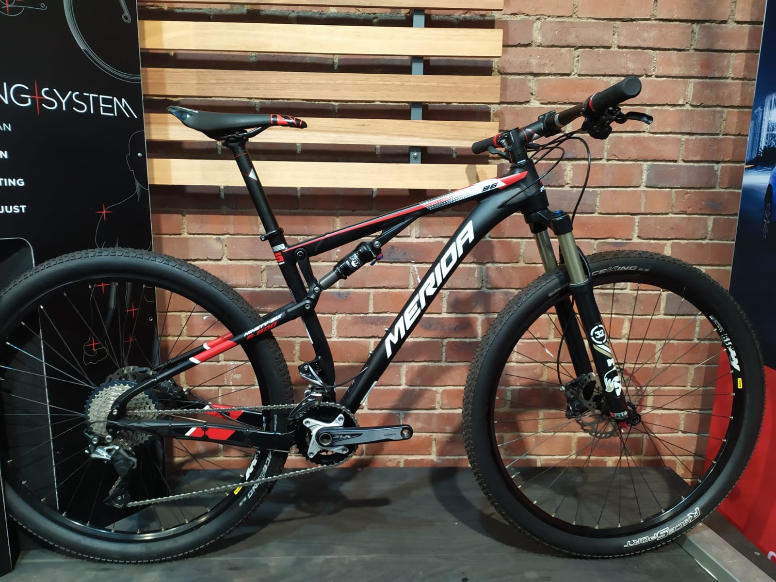 Merida Ninety-Six 800 M | Dual Suspension Mountain Bikes | Bike Hub