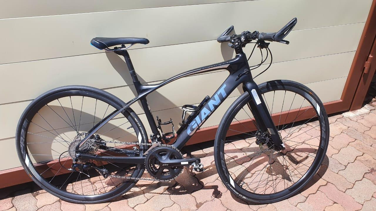 Giant FastRoad Advanced Gravel/Road Bike | Gravel Bikes | Bike Hub