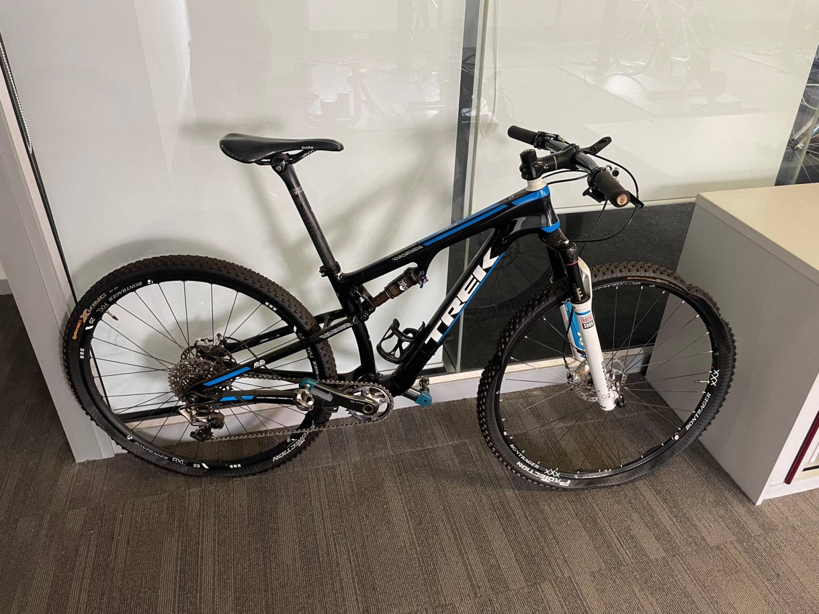 Trek Superfly SL | Dual Suspension Mountain Bikes | Bike Hub