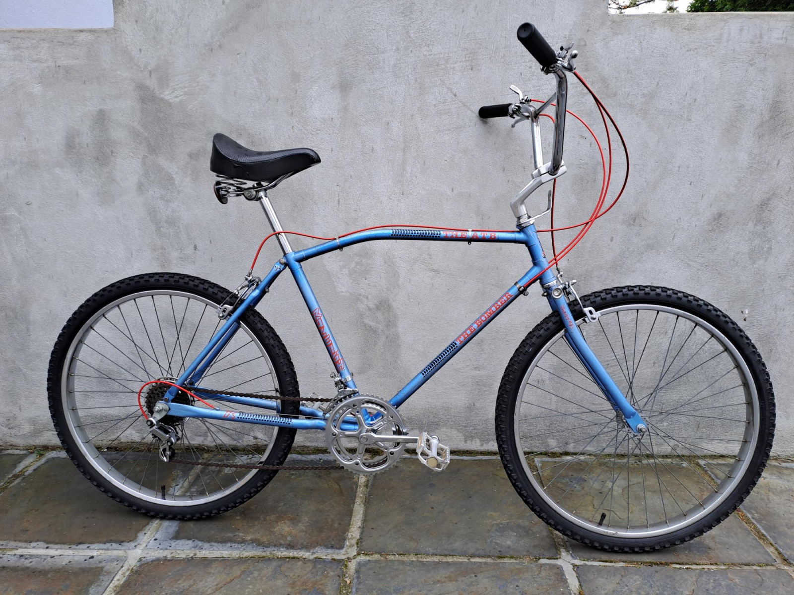 Raleigh Bomber Cruiser | Commuter Bikes | Bike Hub