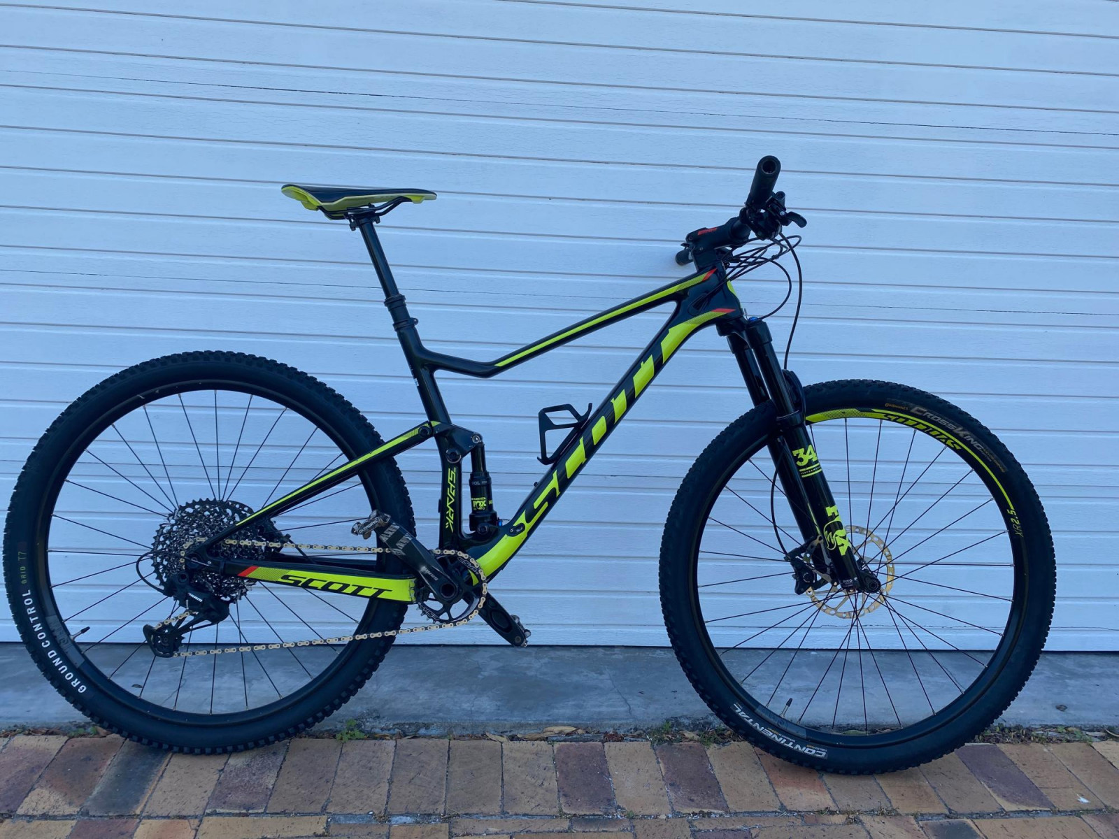 Scott Spark 920 | Dual Suspension Mountain Bikes | Bike Hub