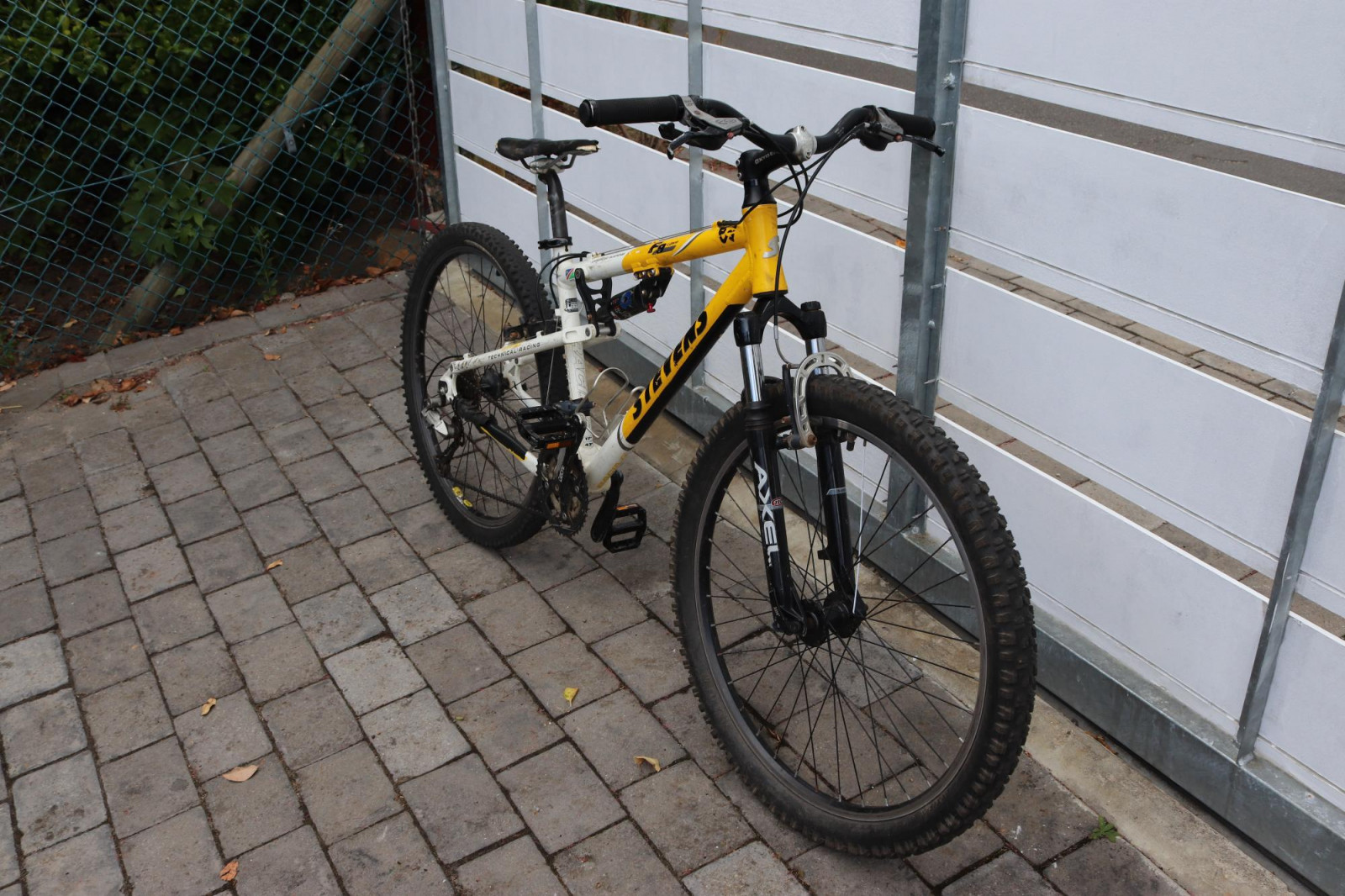 Stevens F9 Comp | Dual Suspension Mountain Bikes | Bike Hub