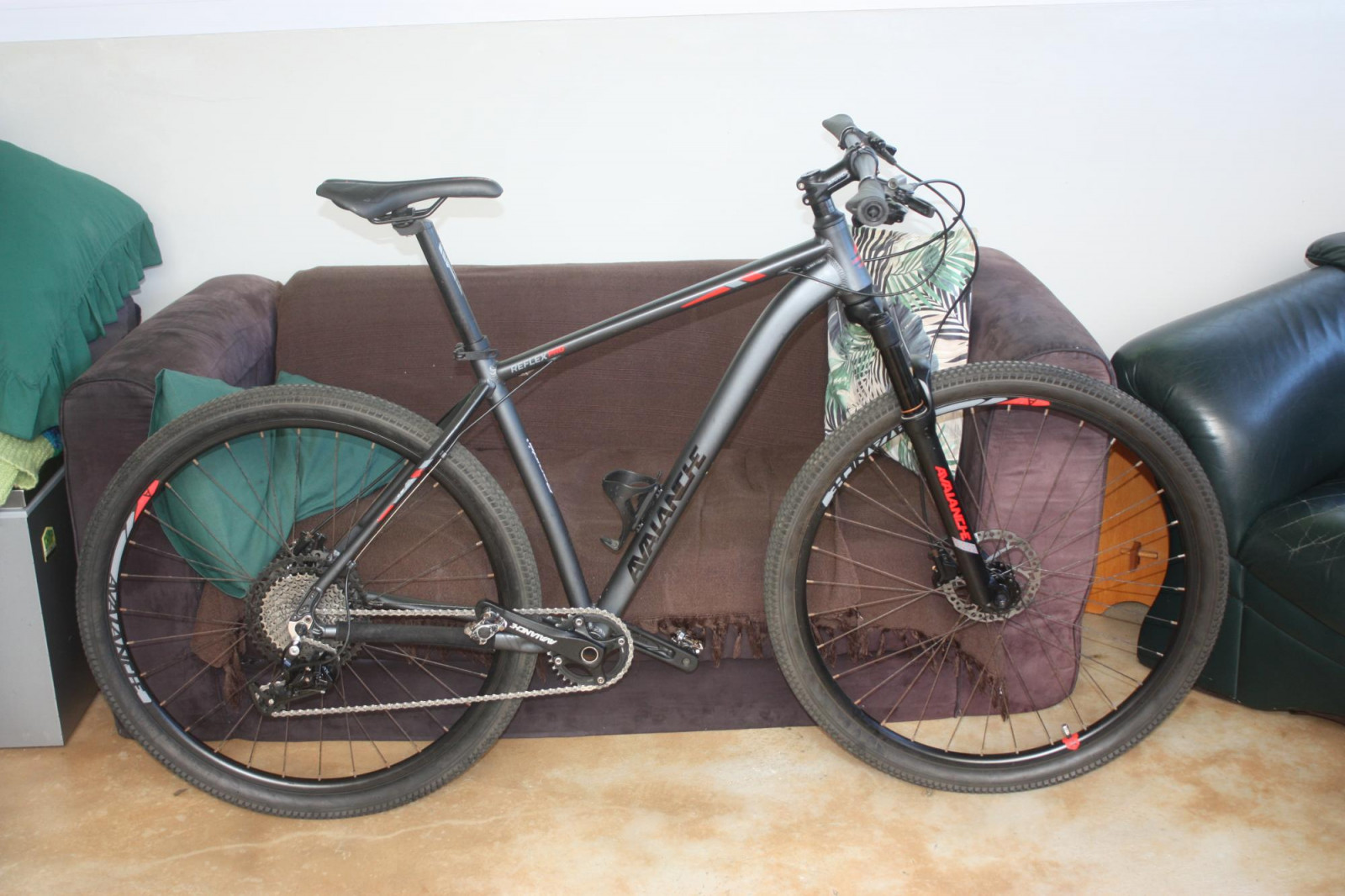 Mountain Bike Avalanche Reflex Pro 29er | Hardtail Mountain Bikes ...