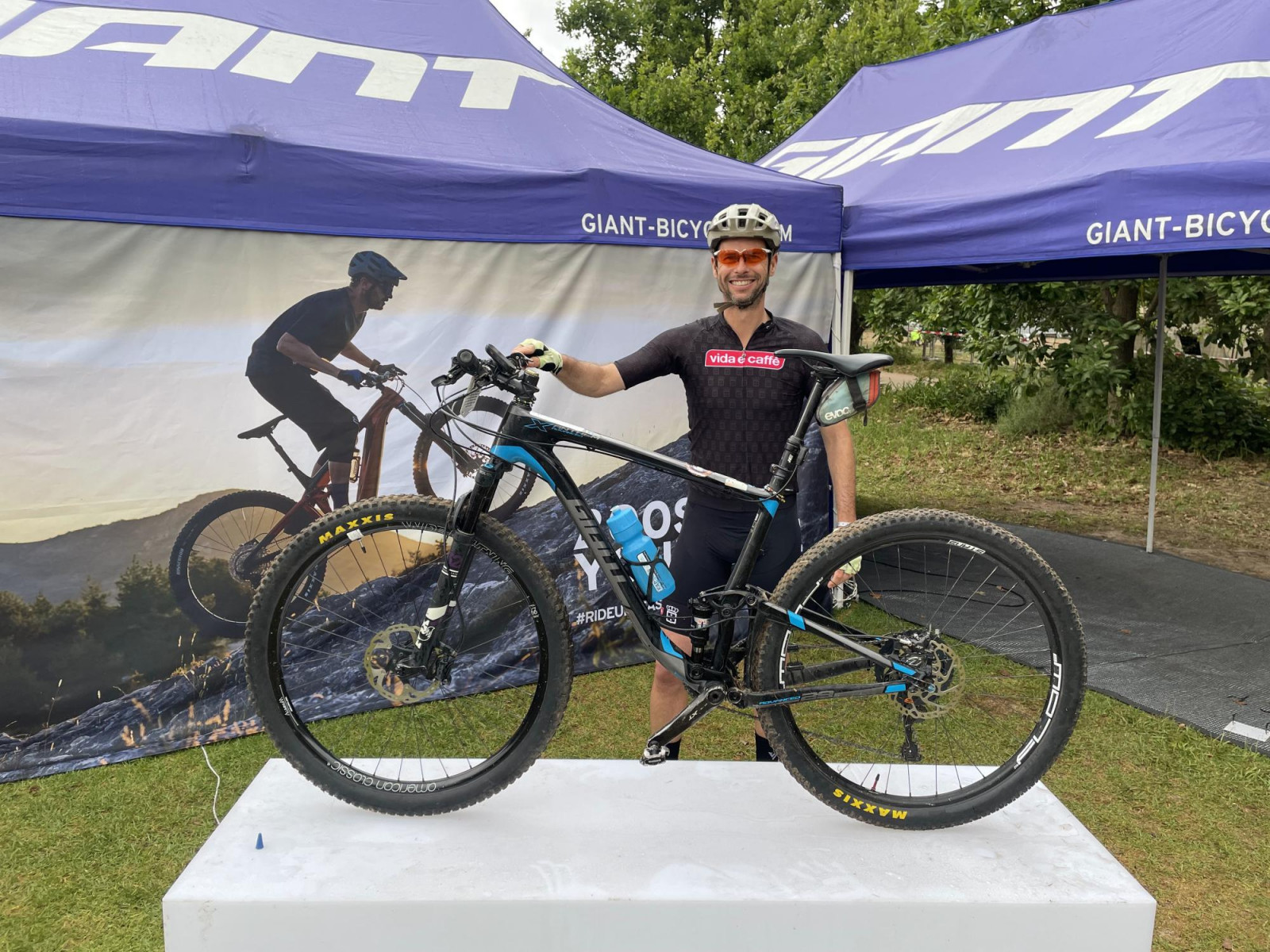 2017 Giant Anthem X Advanced Carbon. Race ready. | Dual Suspension ...