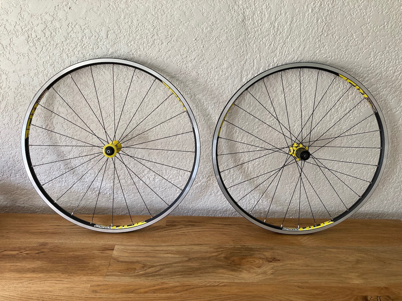 Mavic CrossRide Wheelset - 26" V-Brake *NEG* | Mountain Bike Wheels | Bike Hub