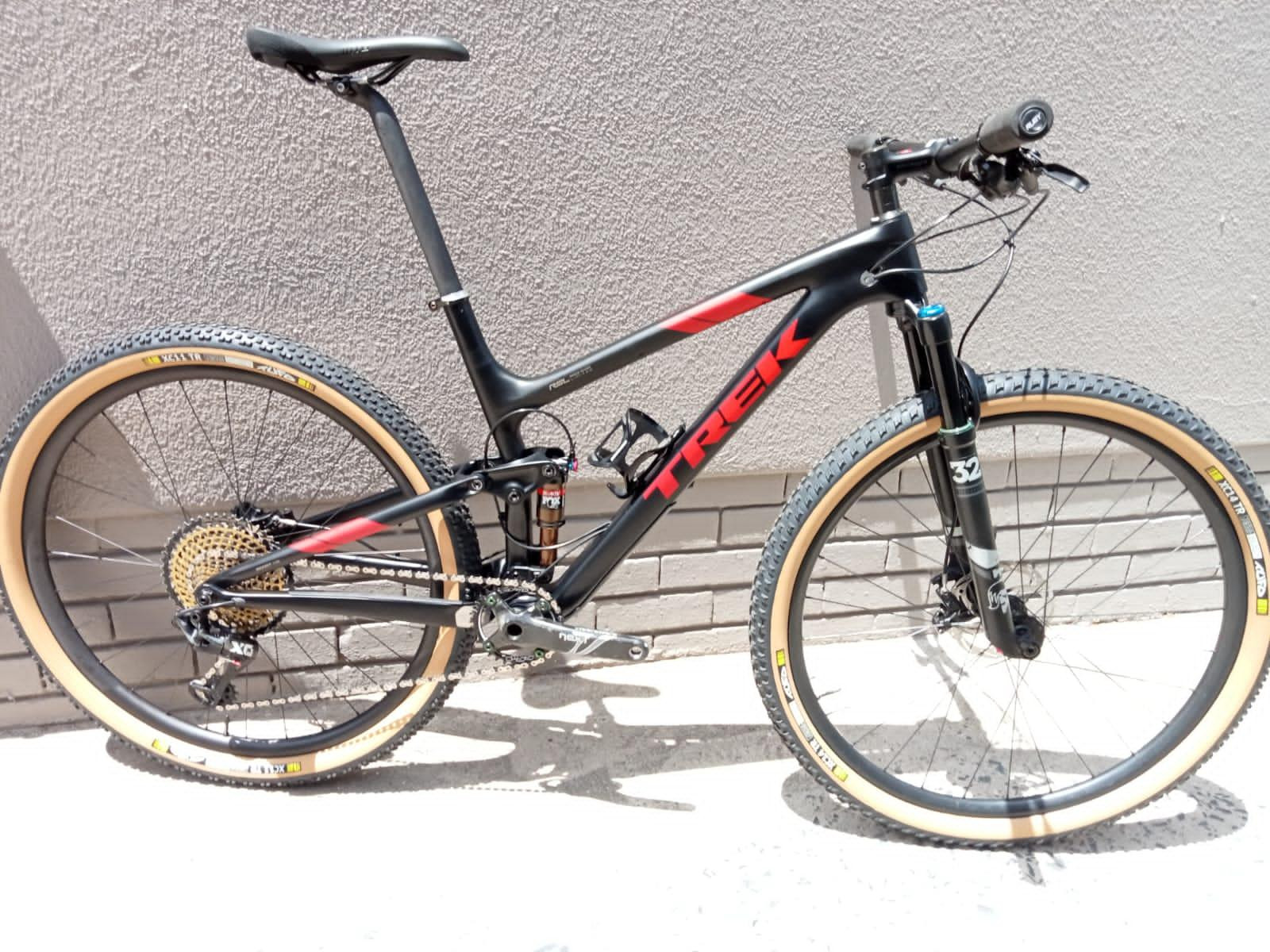 Trek fuel 9.9 2019 full carbon | Dual Suspension Mountain Bikes | Bike Hub