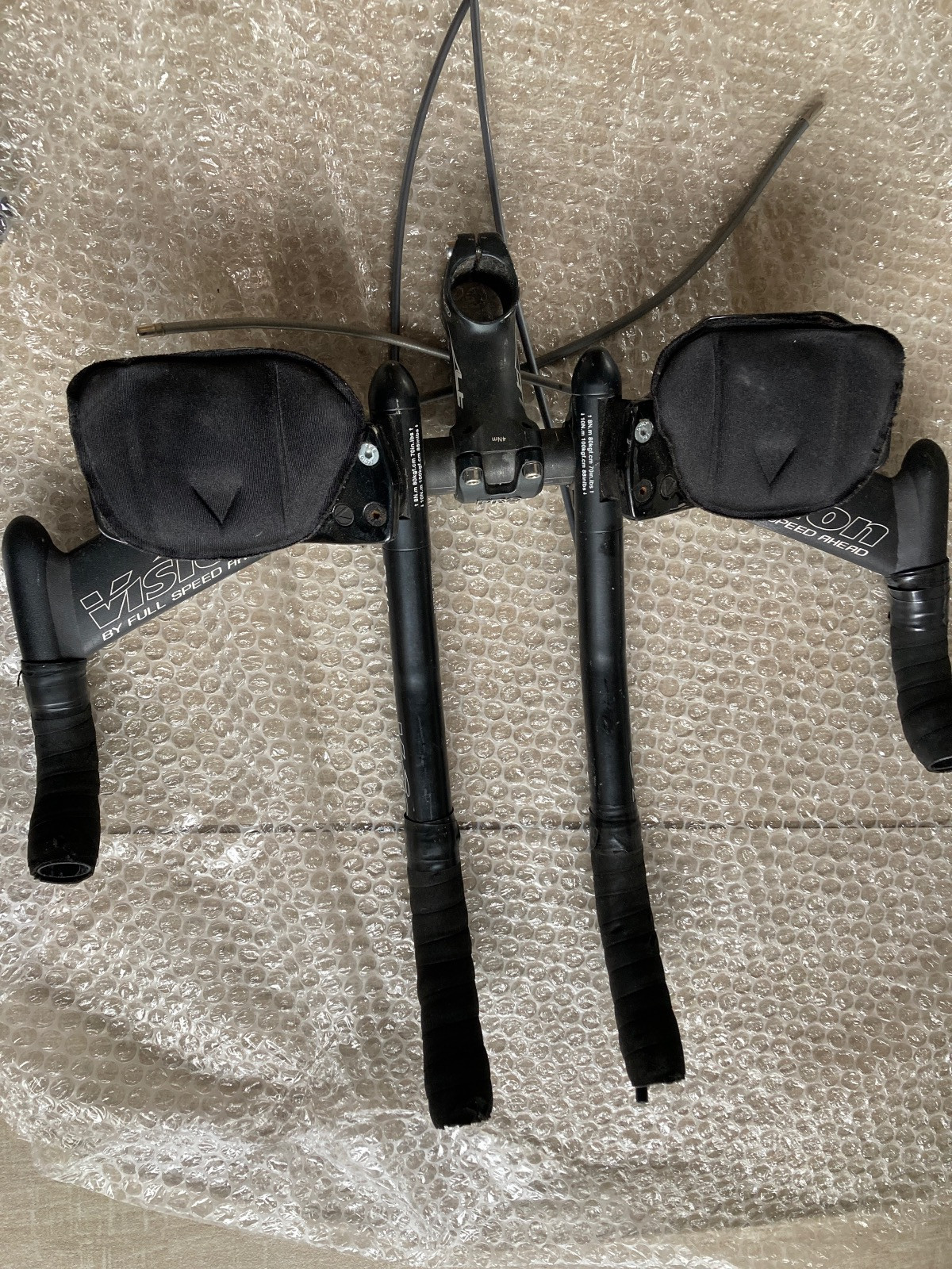 TT cockpit - Vision | Handlebars | Bike Hub