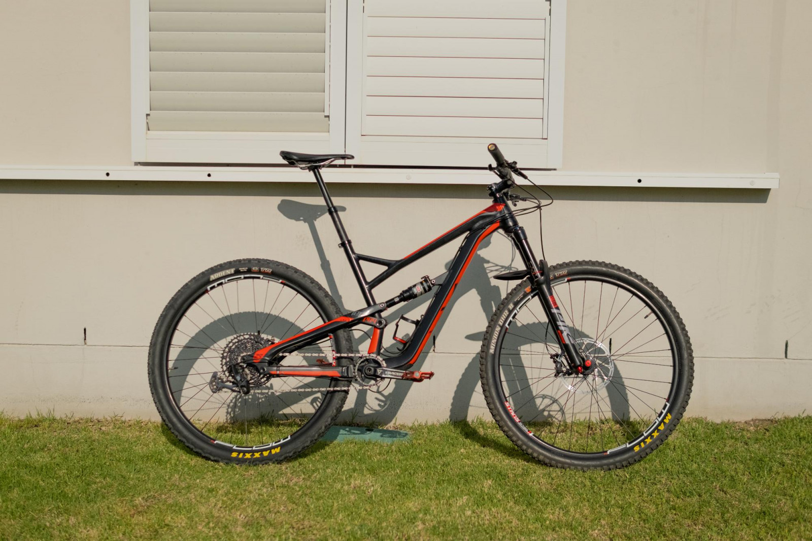 YT Jeffsy | Dual Suspension Mountain Bikes | Bike Hub