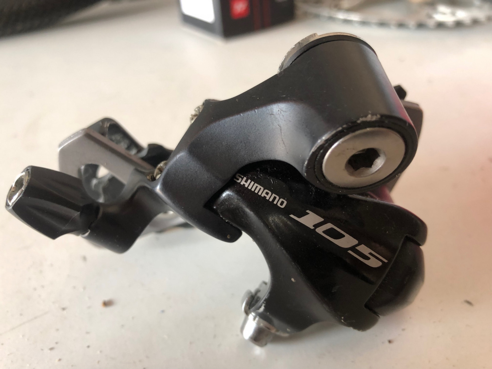 Shimano 105 (10 speed) | Rear Derailleurs | Bike Hub