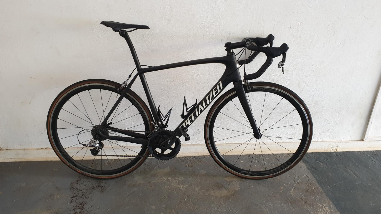 Specialized Tarmac SL5 black | Road Bikes | Bike Hub