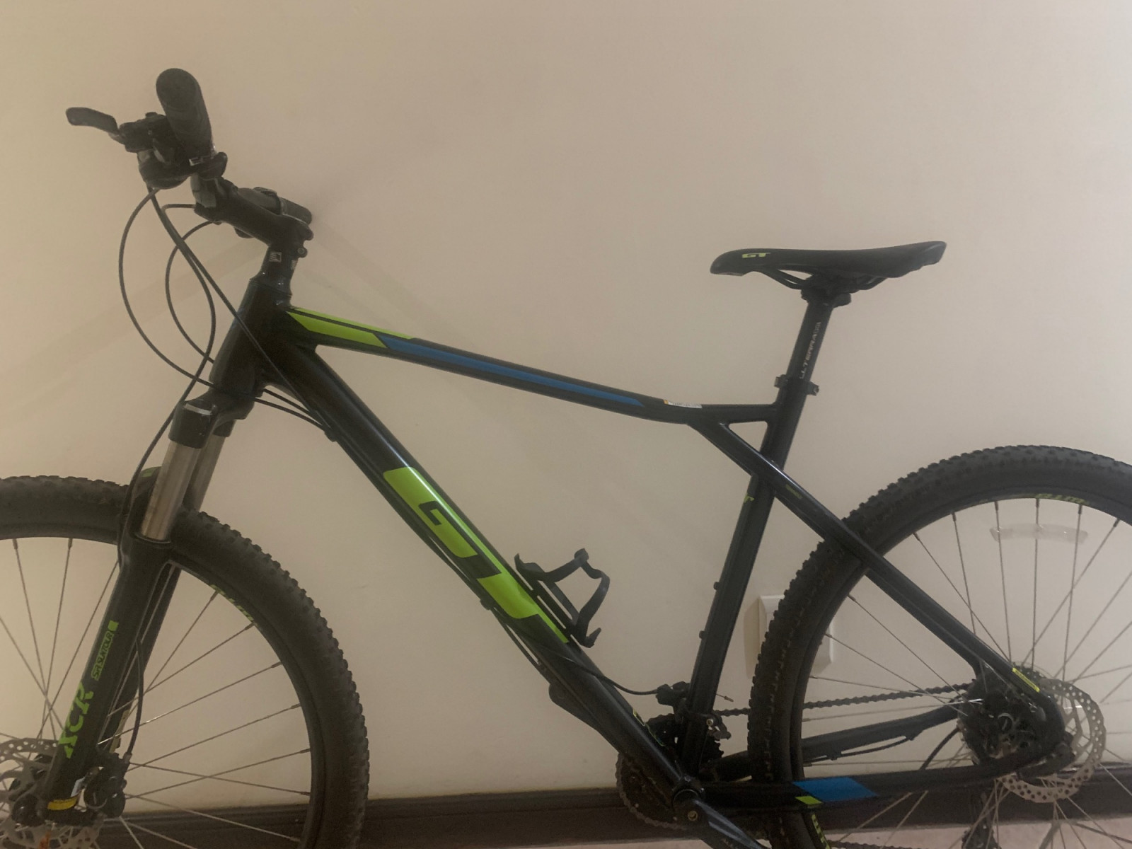 GT Avalanche Comp mountain bike | Hardtail Mountain Bikes | Bike Hub