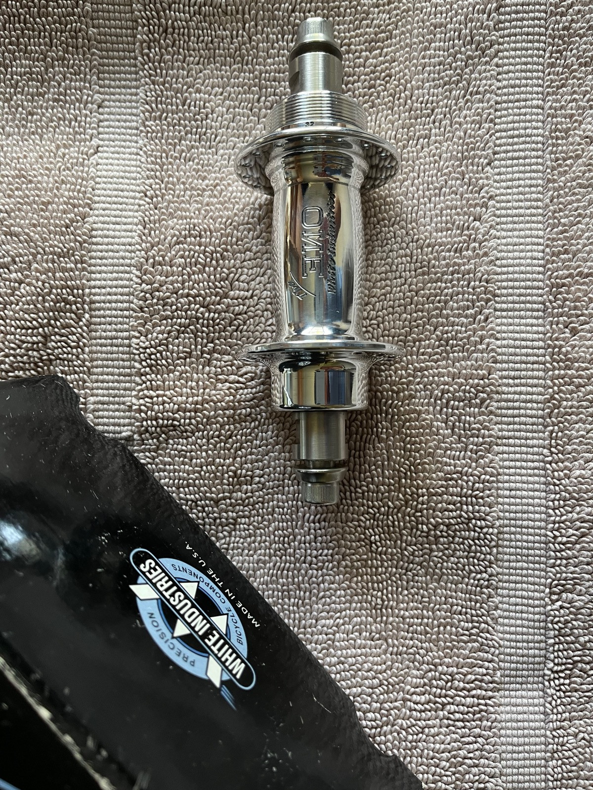 White Industries The ENO Single-speed Rear Hub | Road Bike Hubs | Bike Hub