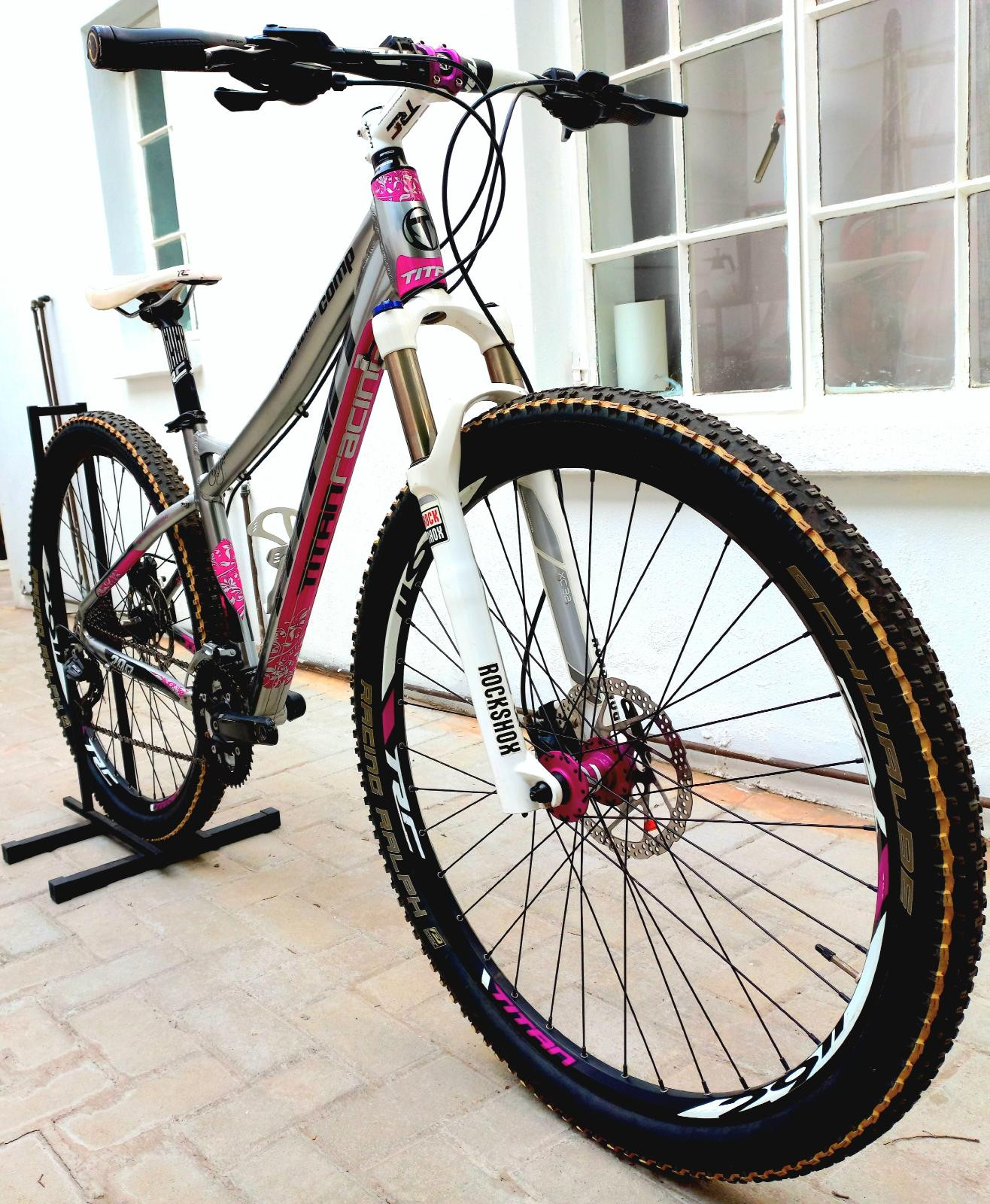 Titan Calypso Ladies Bike 29er (M) | Hardtail Mountain Bikes | Bike Hub
