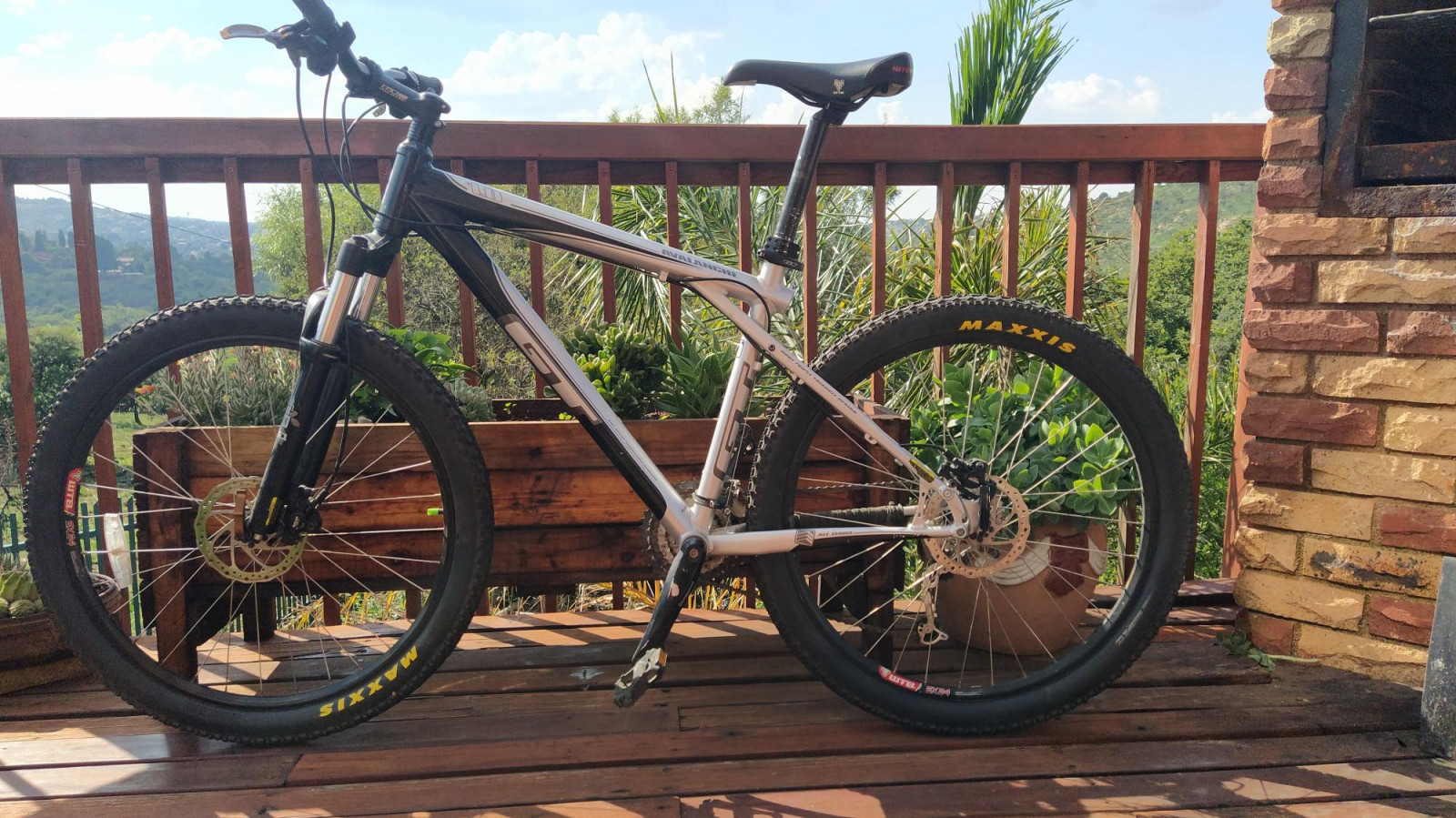GT Avalanche | Bike Hub