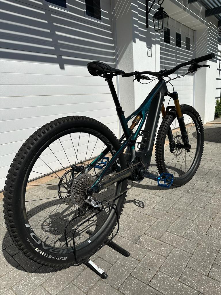 Levo Sworks | Dual Suspension Mountain E-Bikes | Bike Hub