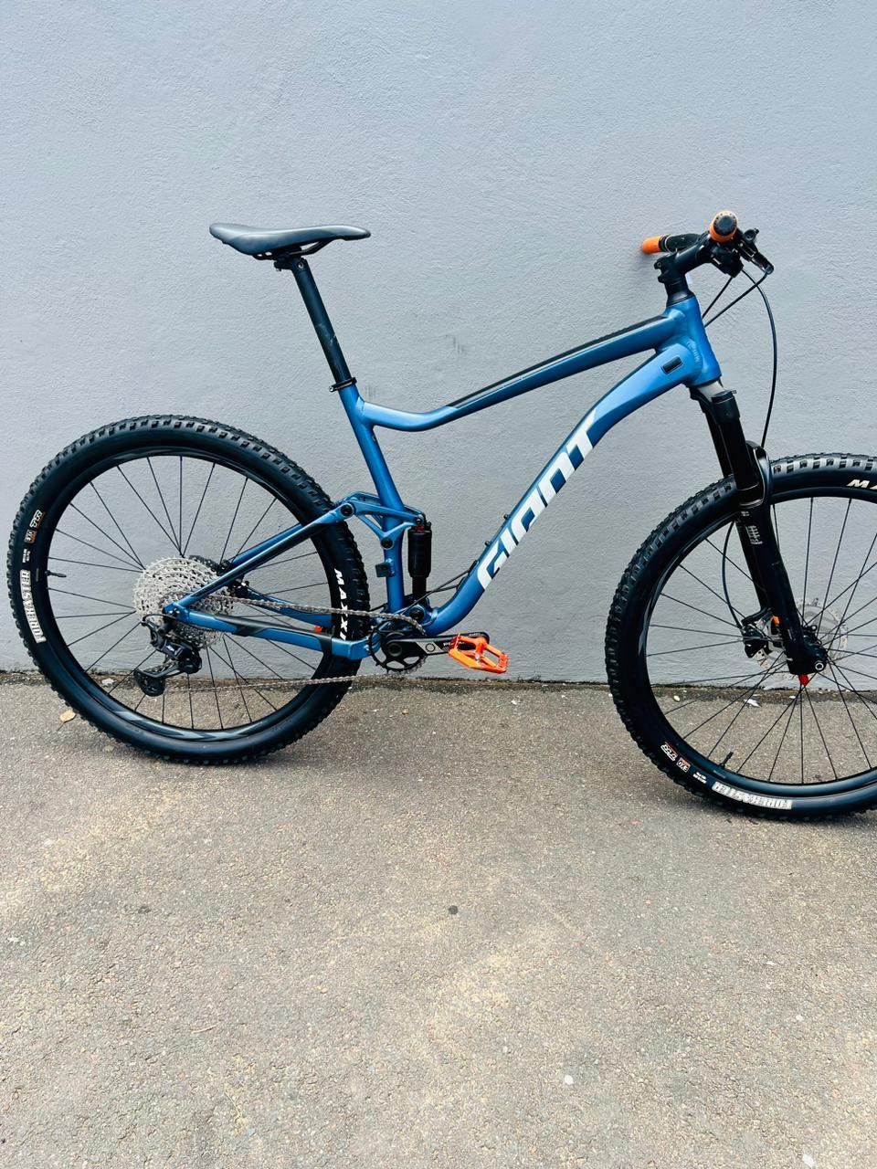 Giant Stance 2 2021 | Dual Suspension Mountain Bikes | Bike Hub