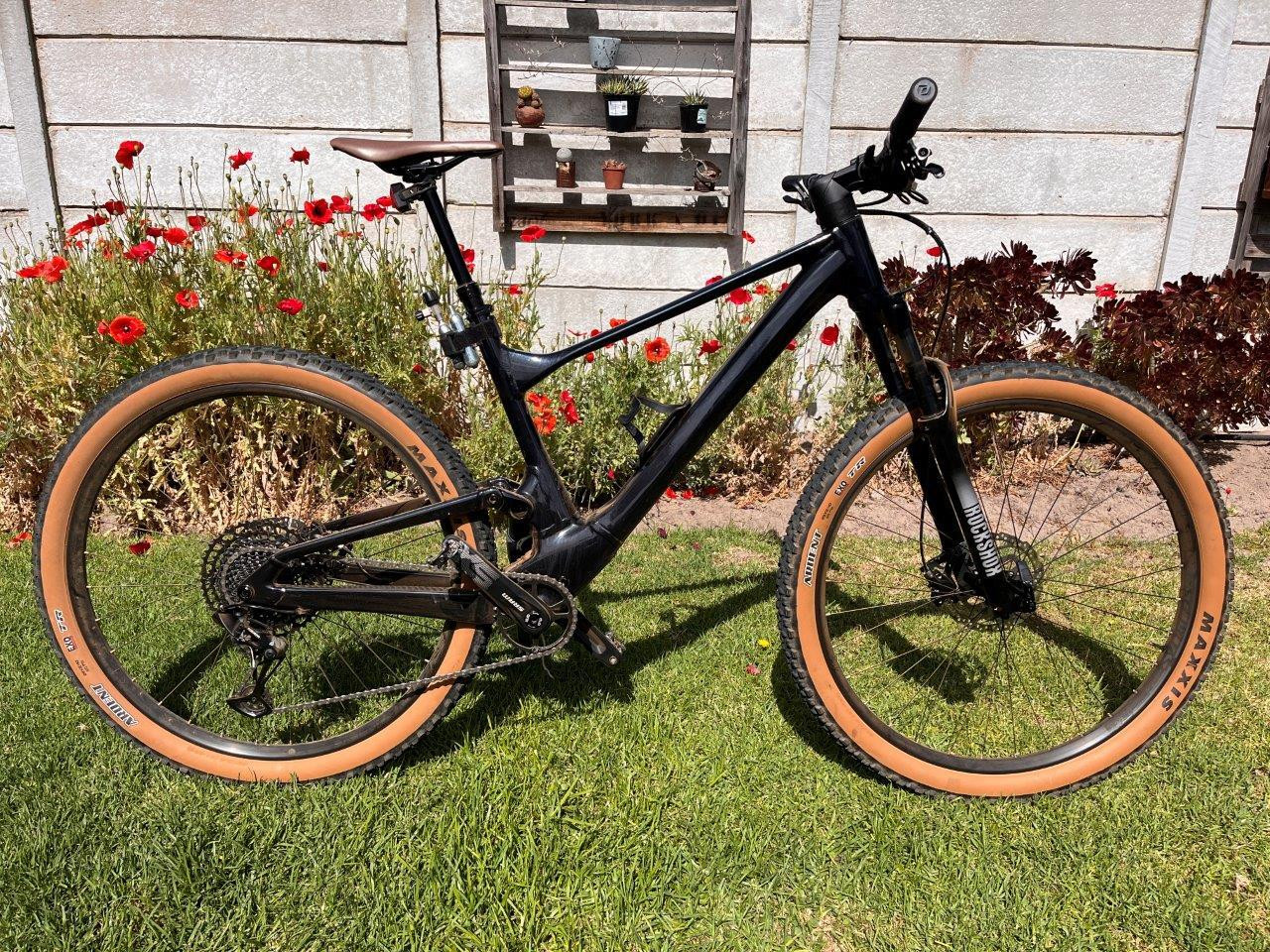 2022 Scott Spark 970 - Blue | Dual Suspension Mountain Bikes | Bike Hub