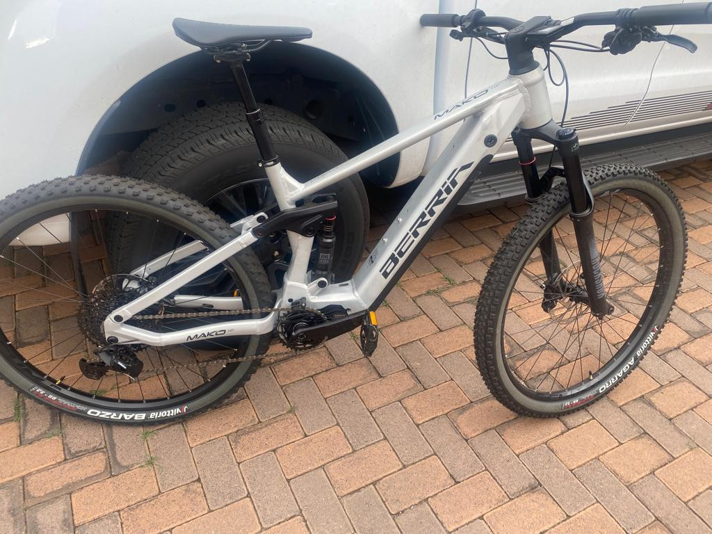 Berria Mako 150 | Dual Suspension Mountain E-Bikes | Bike Hub
