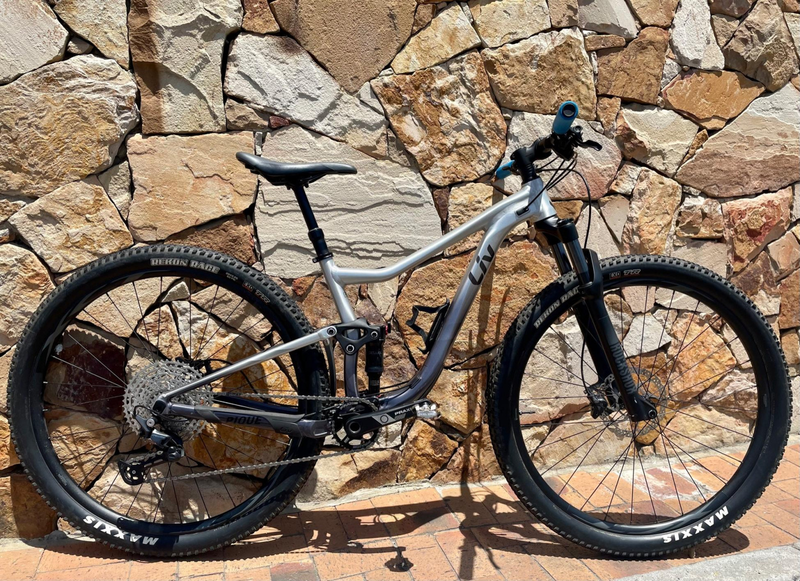 Liv Pique 2021 | Dual Suspension Mountain Bikes | Bike Hub