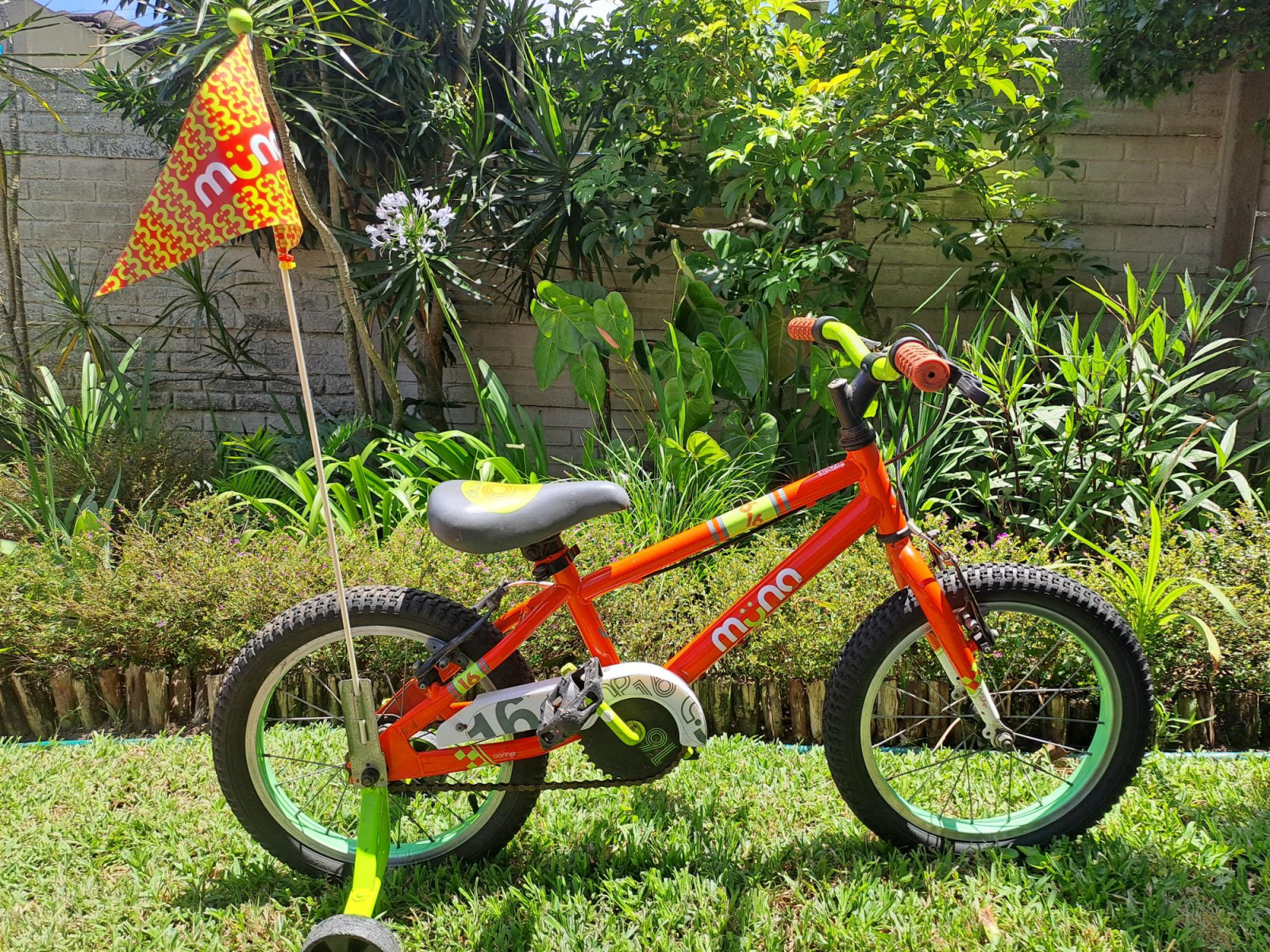 Muna Comp 16 | Kids Bikes | Bike Hub