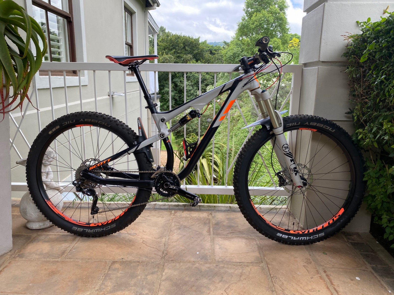 Scott Genius 720 Plus | Bike Hub