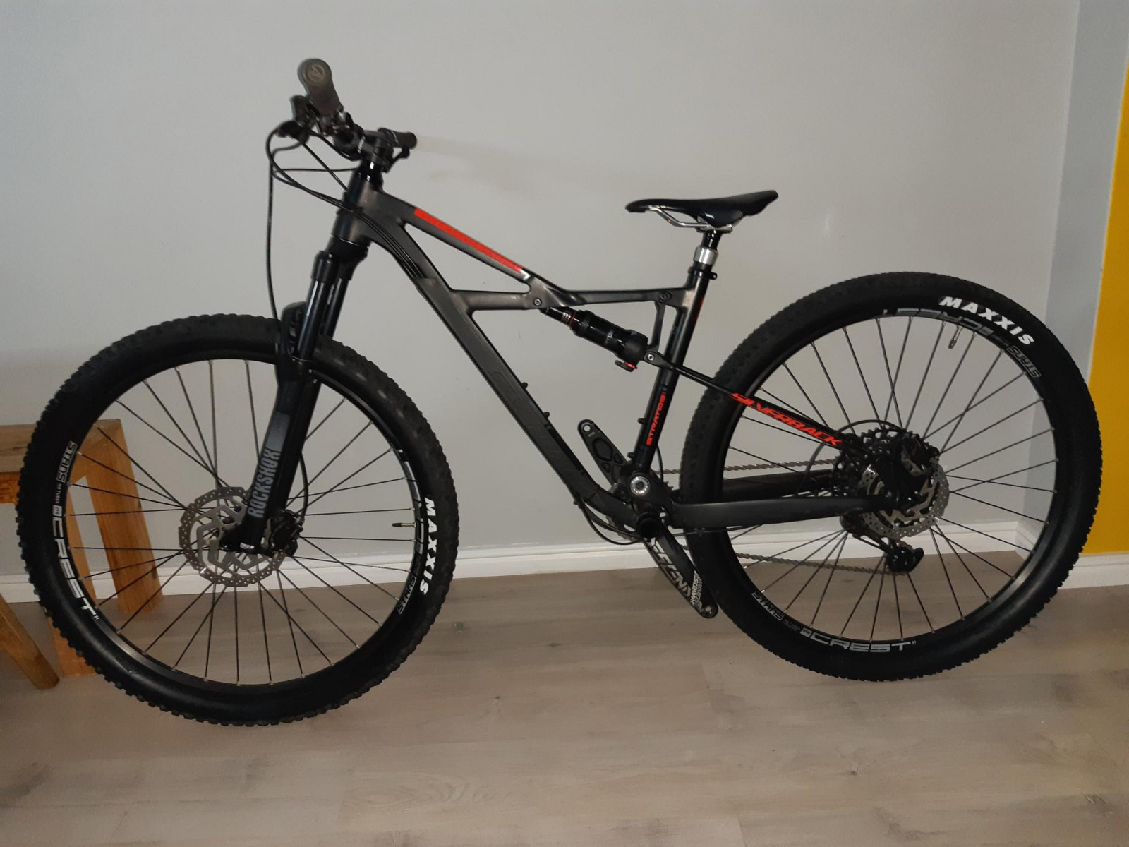 Silverback Stratos AL 1.0 | Dual Suspension Mountain Bikes | Bike Hub